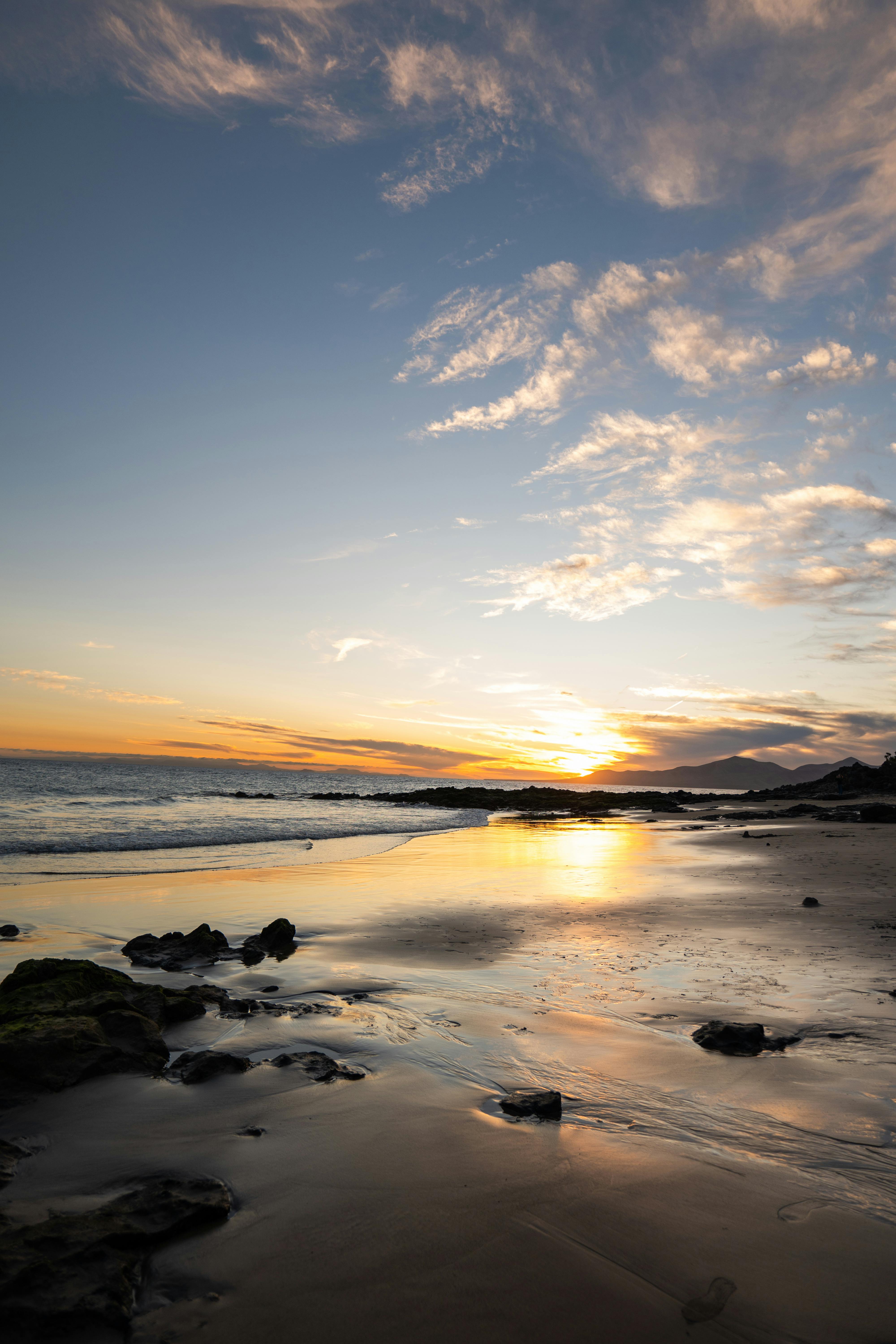 Sun Rising over Sea · Free Stock Photo