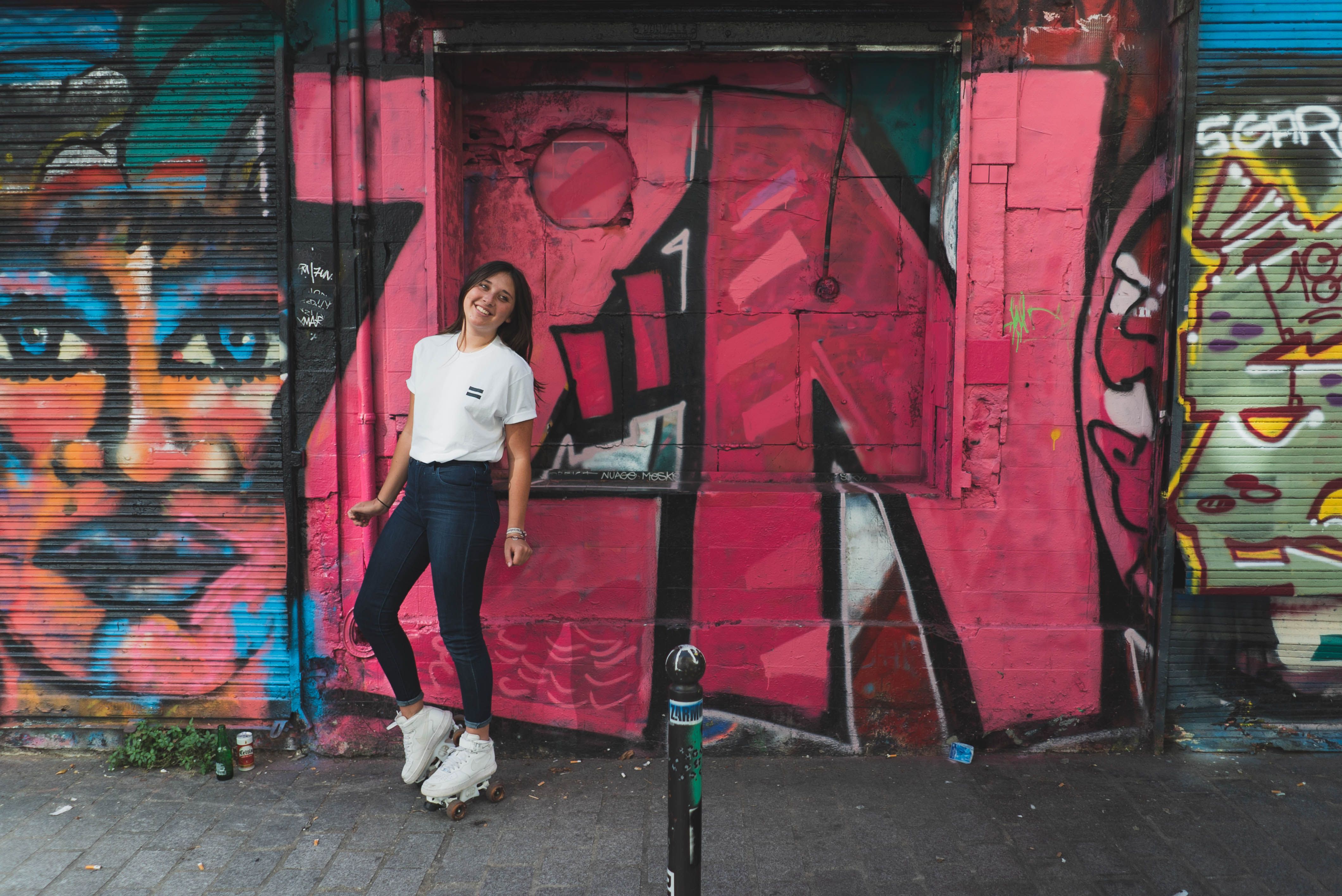 Standing In Pole Pose Photos, Download The BEST Free Standing In Pole ...