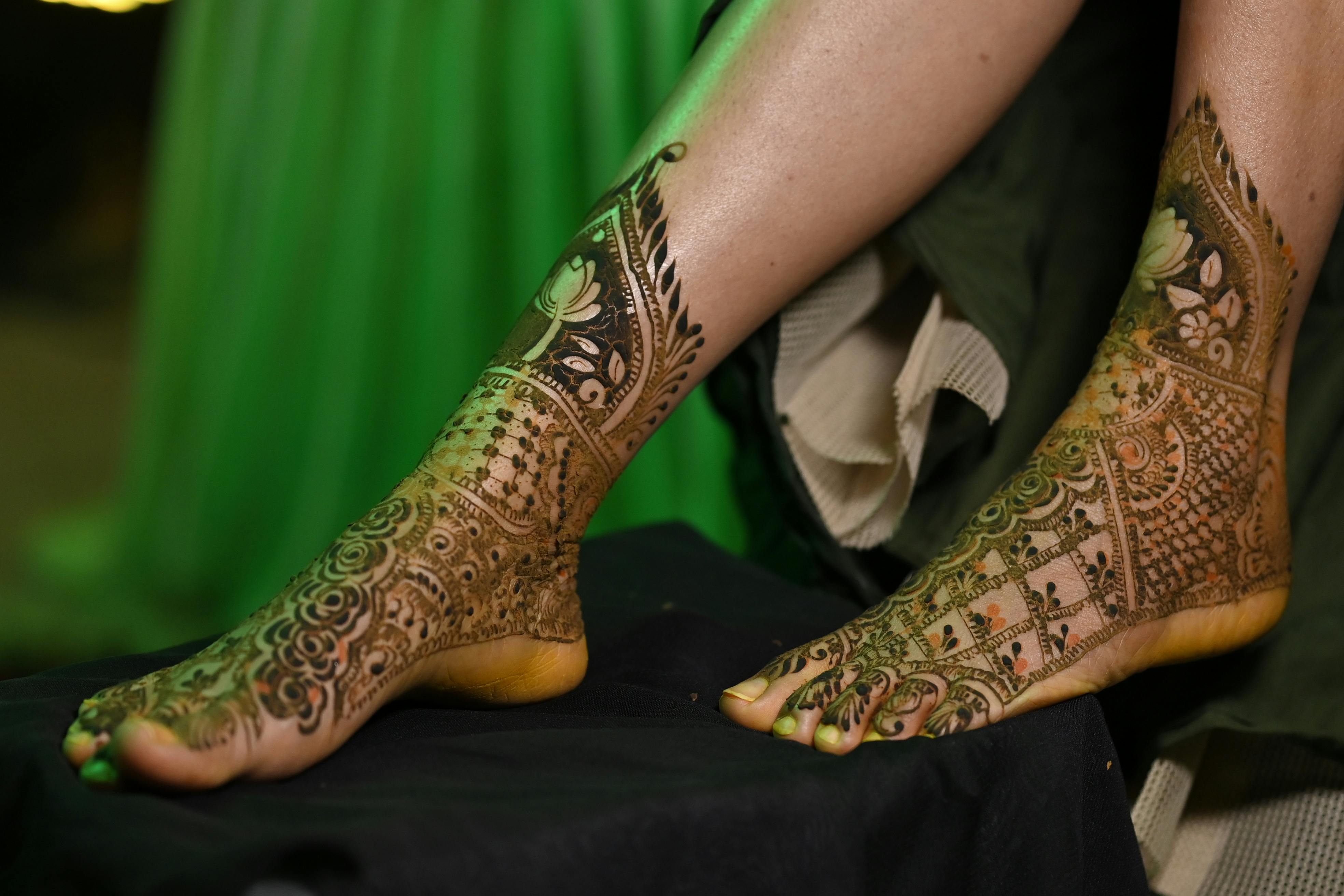 Mehandi Photos, Download The BEST Free Mehandi Stock Photos & HD Images