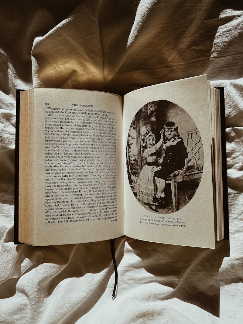 E Book Photos, Download The BEST Free E Book Stock Photos & HD Images