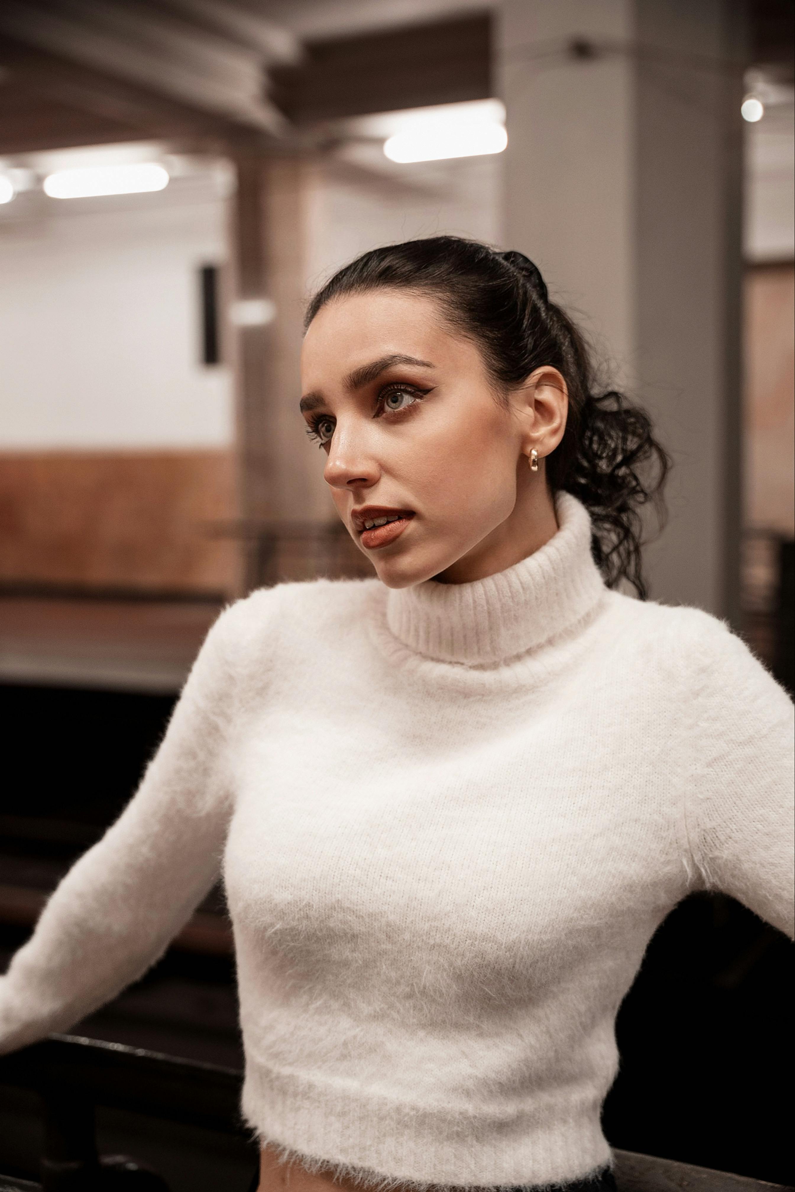 Beautiful Damsel Photos, Download The BEST Free Beautiful Damsel Stock ...