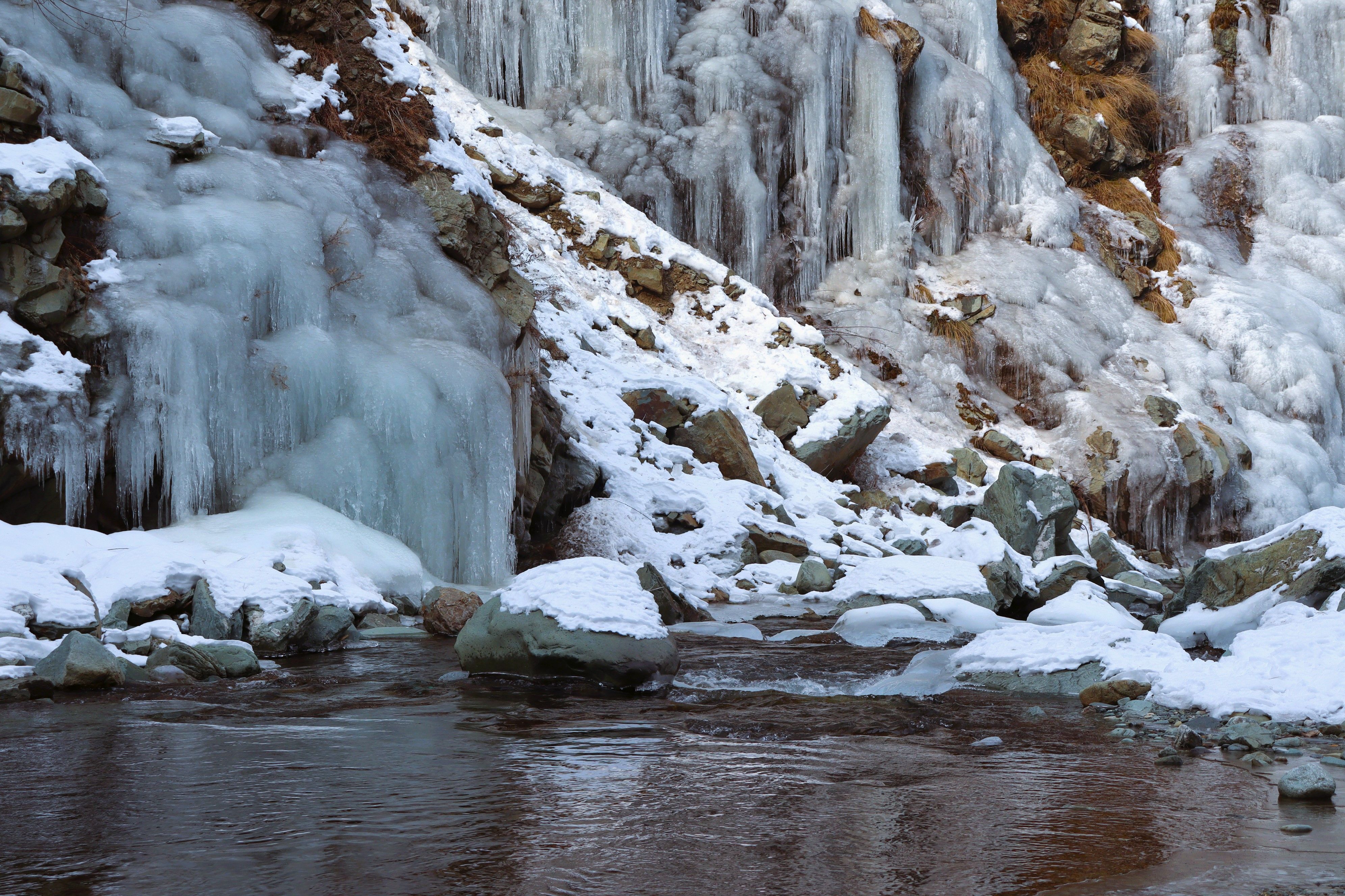 Frozen Water Fall, Drang, Kashmir · Free Stock Photo