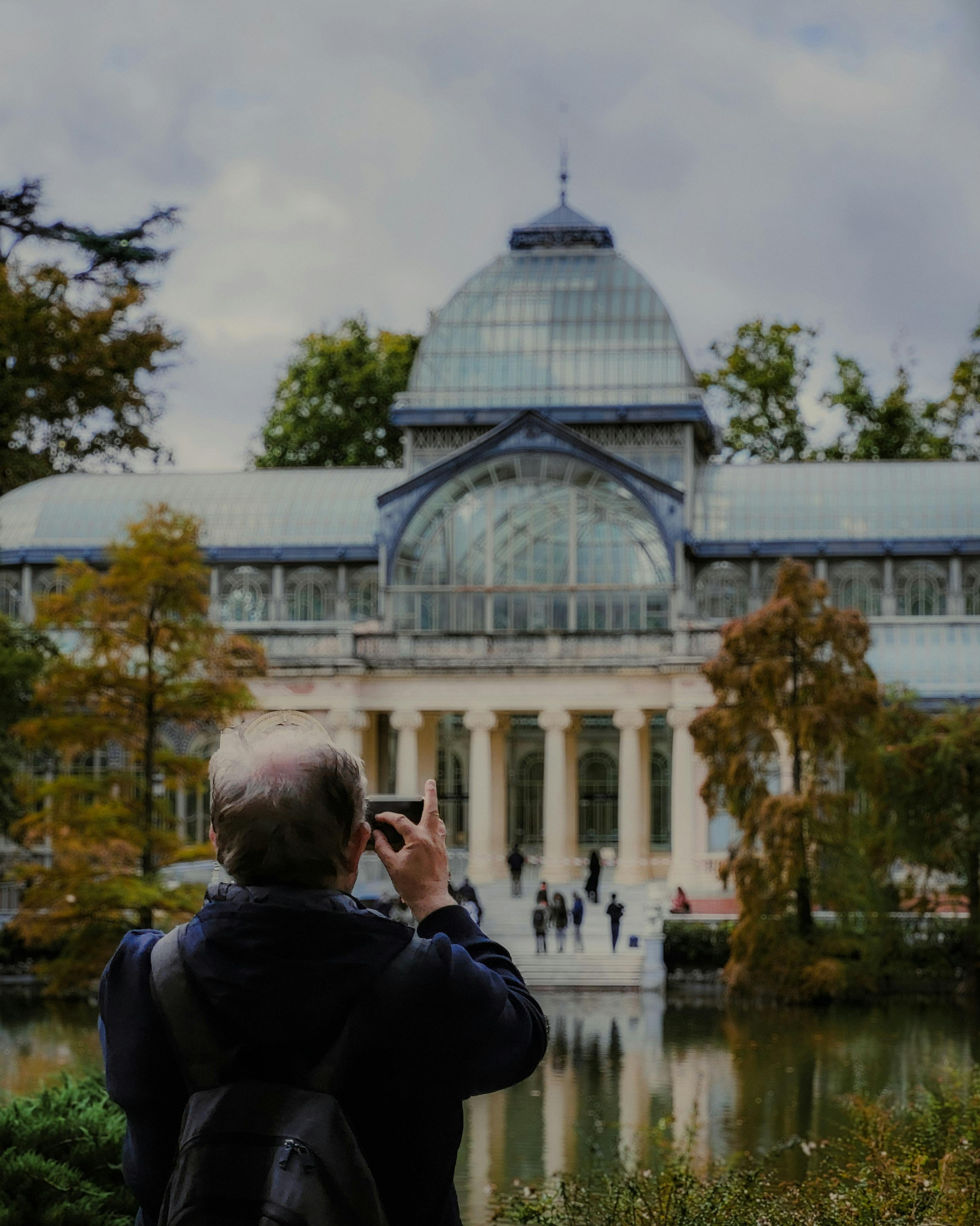 Smiley Profile Picture Photos, Download The BEST Free Smiley Profile ...