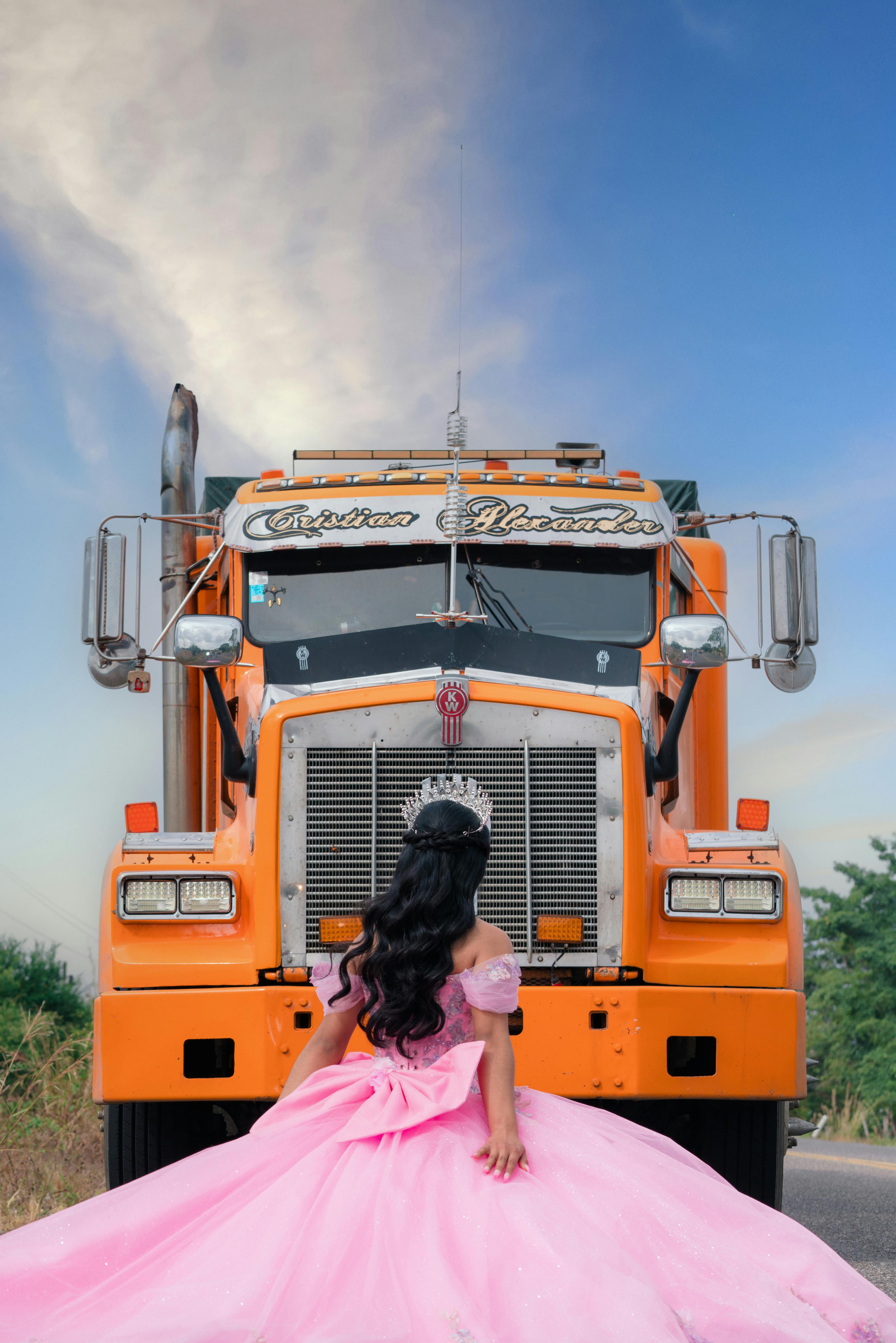 Fancy Trucks Photos, Download The BEST Free Fancy Trucks Stock Photos ...