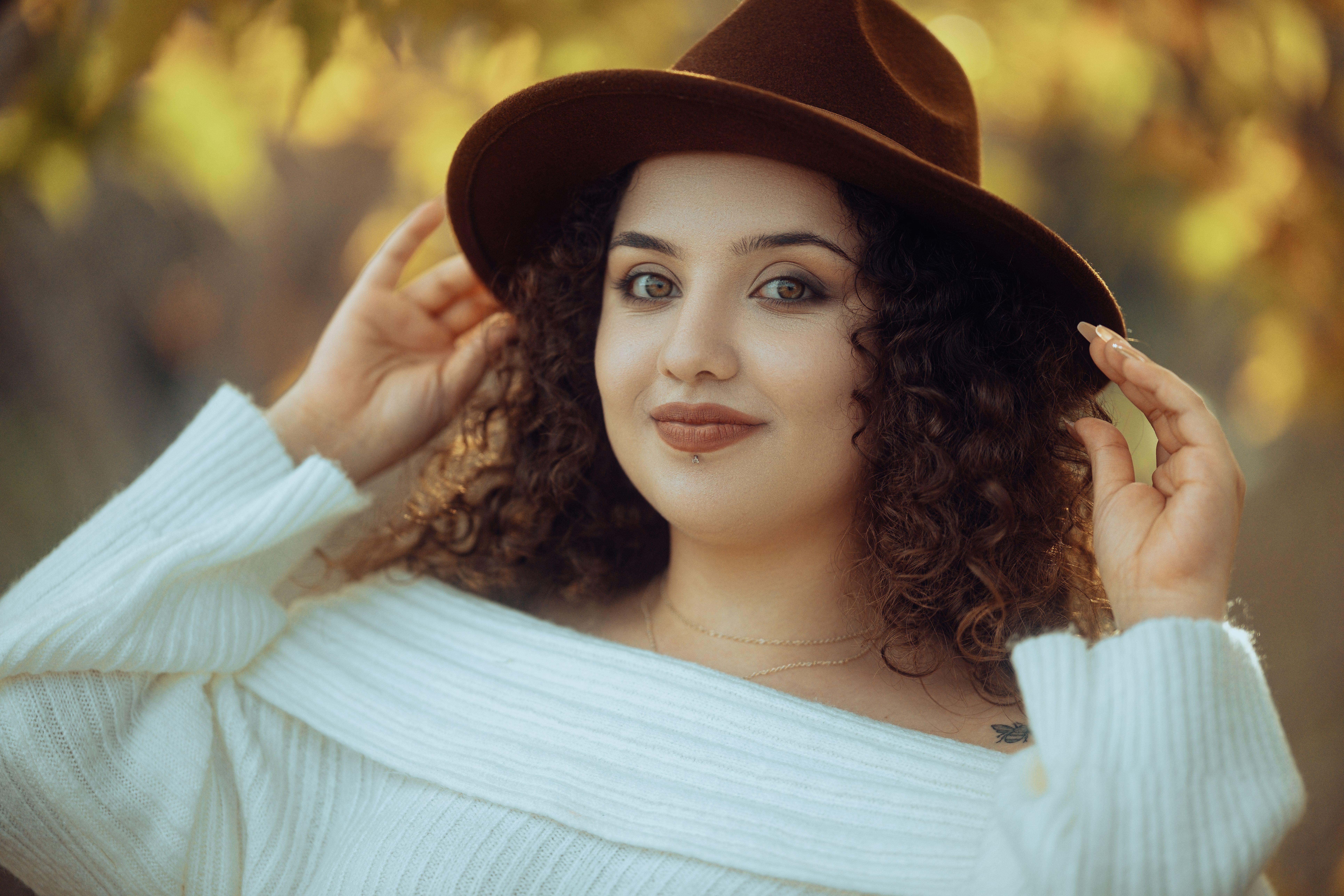 Portrait of Woman in Hat · Free Stock Photo