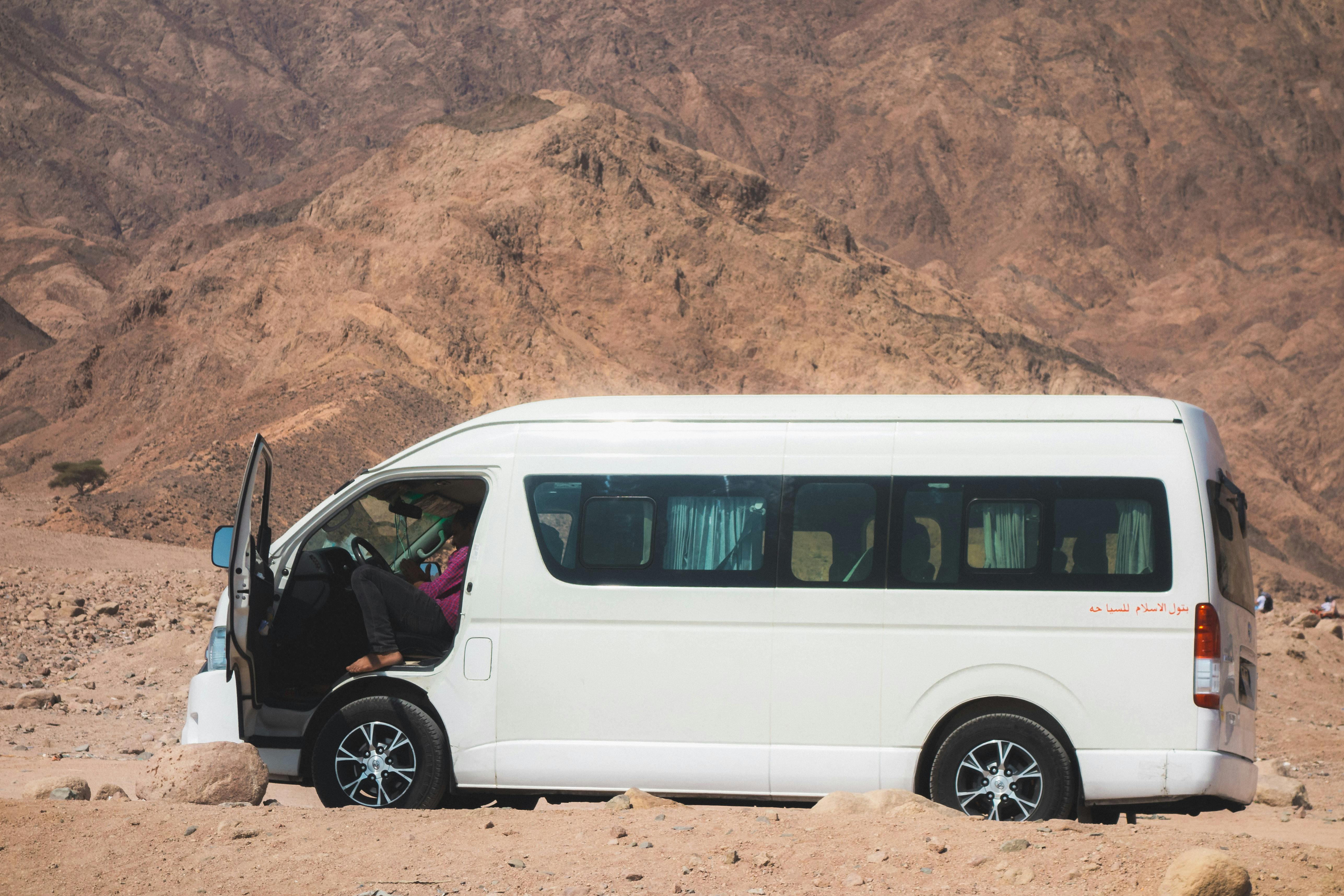 White Bus on a Desert · Free Stock Photo