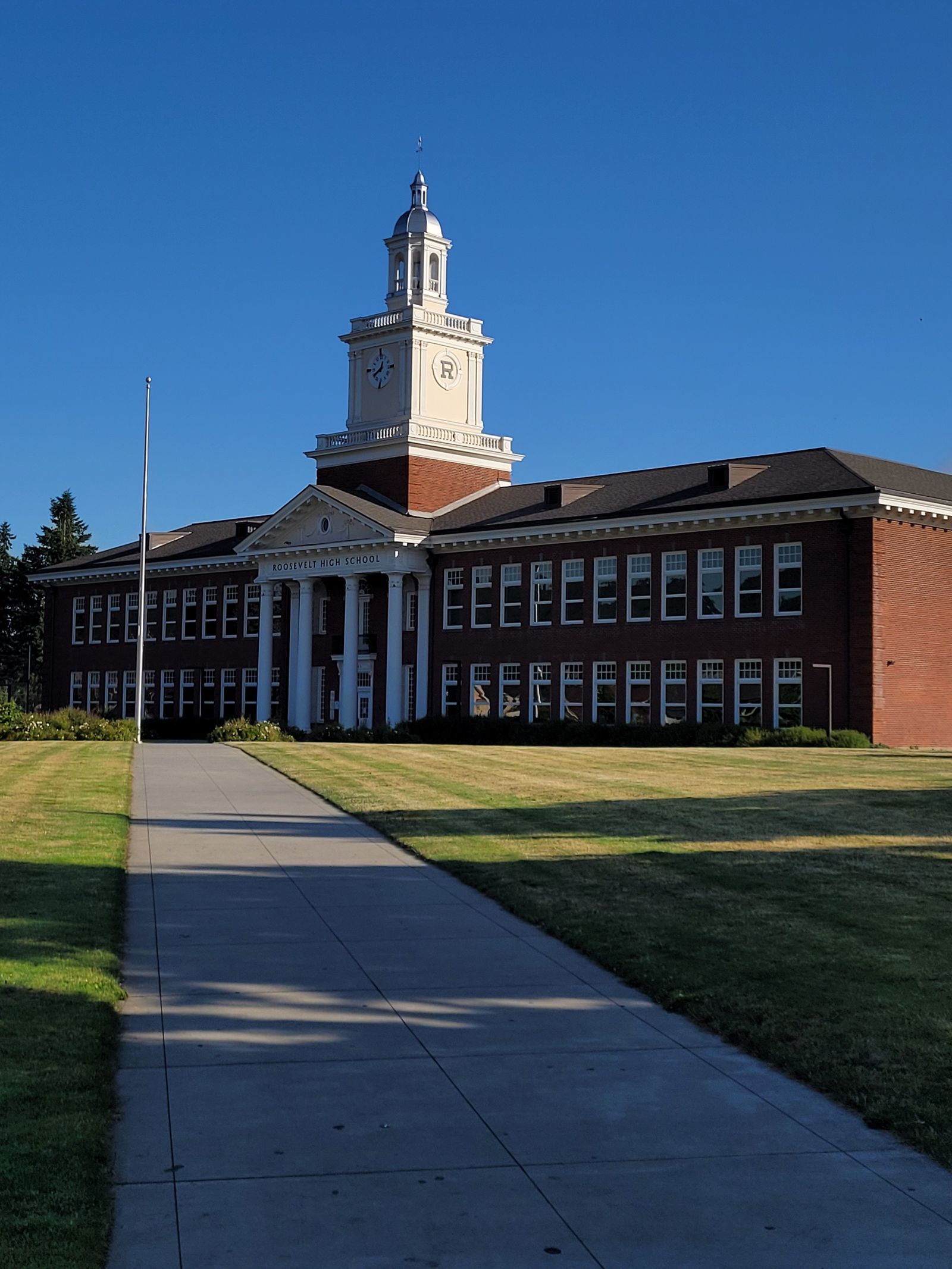 Public School Building Photos, Download The BEST Free Public School ...