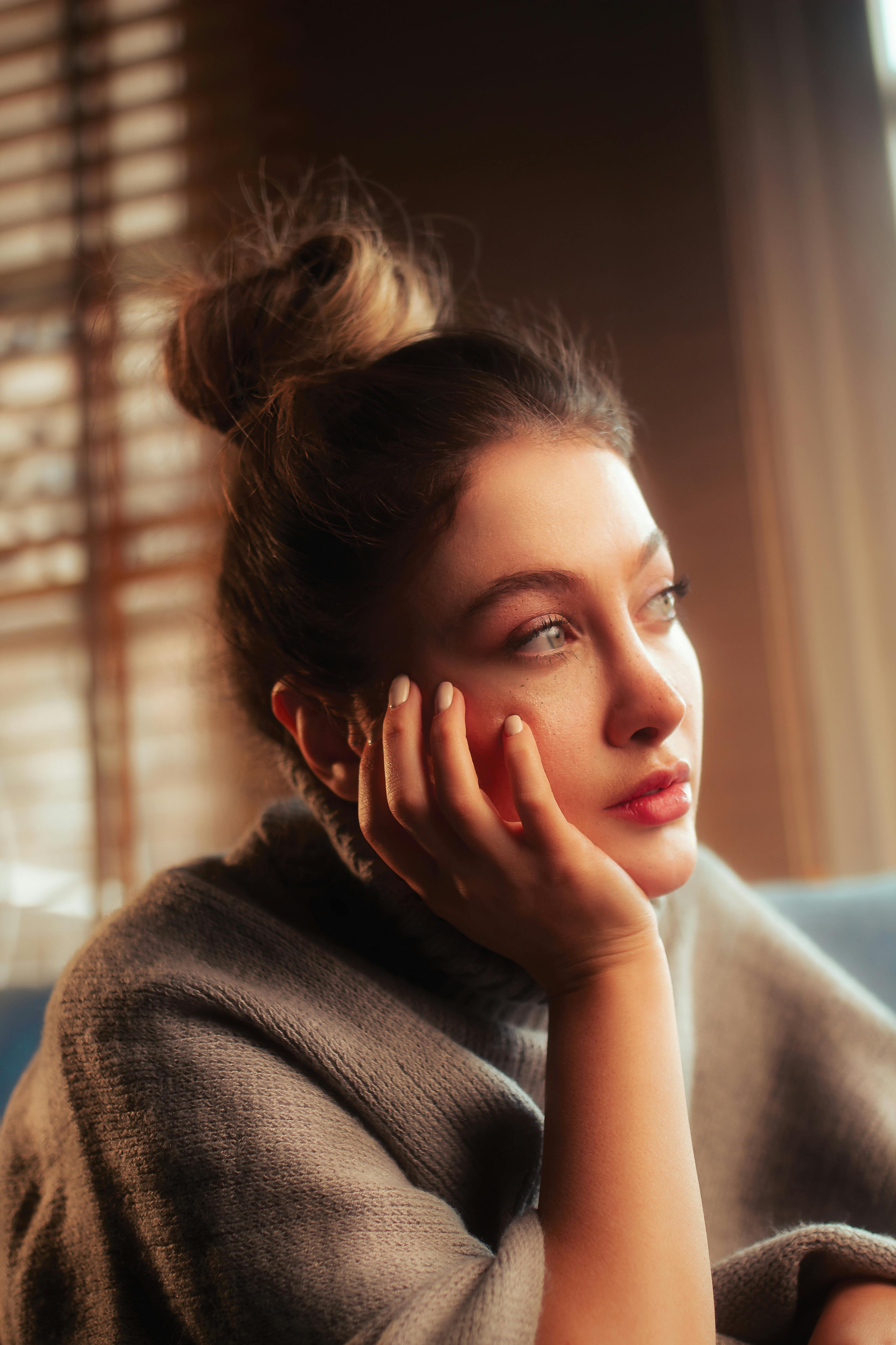 Portrait of Thinking Woman · Free Stock Photo