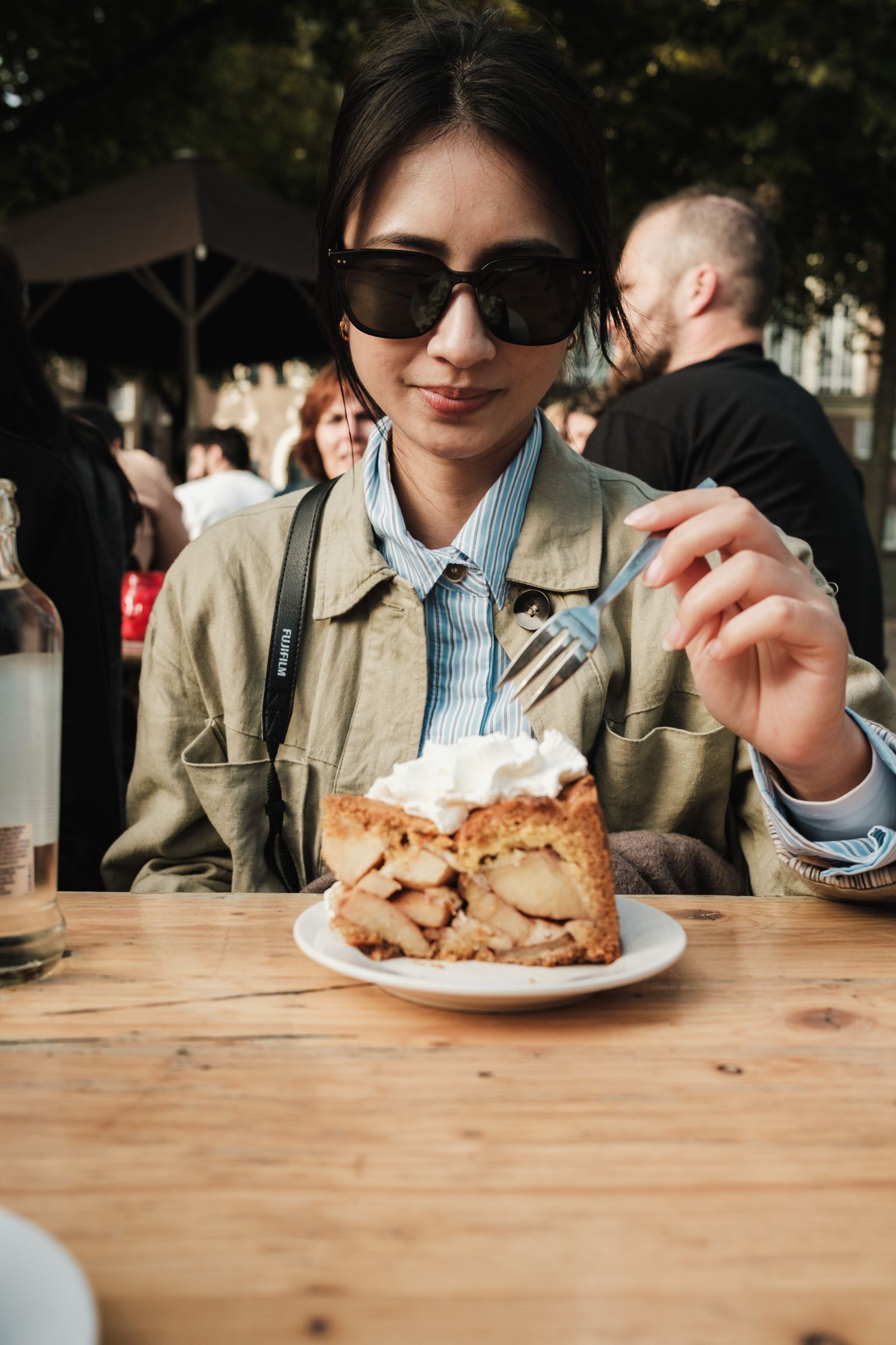 Eating Food Photos, Download The BEST Free Eating Food Stock Photos ...