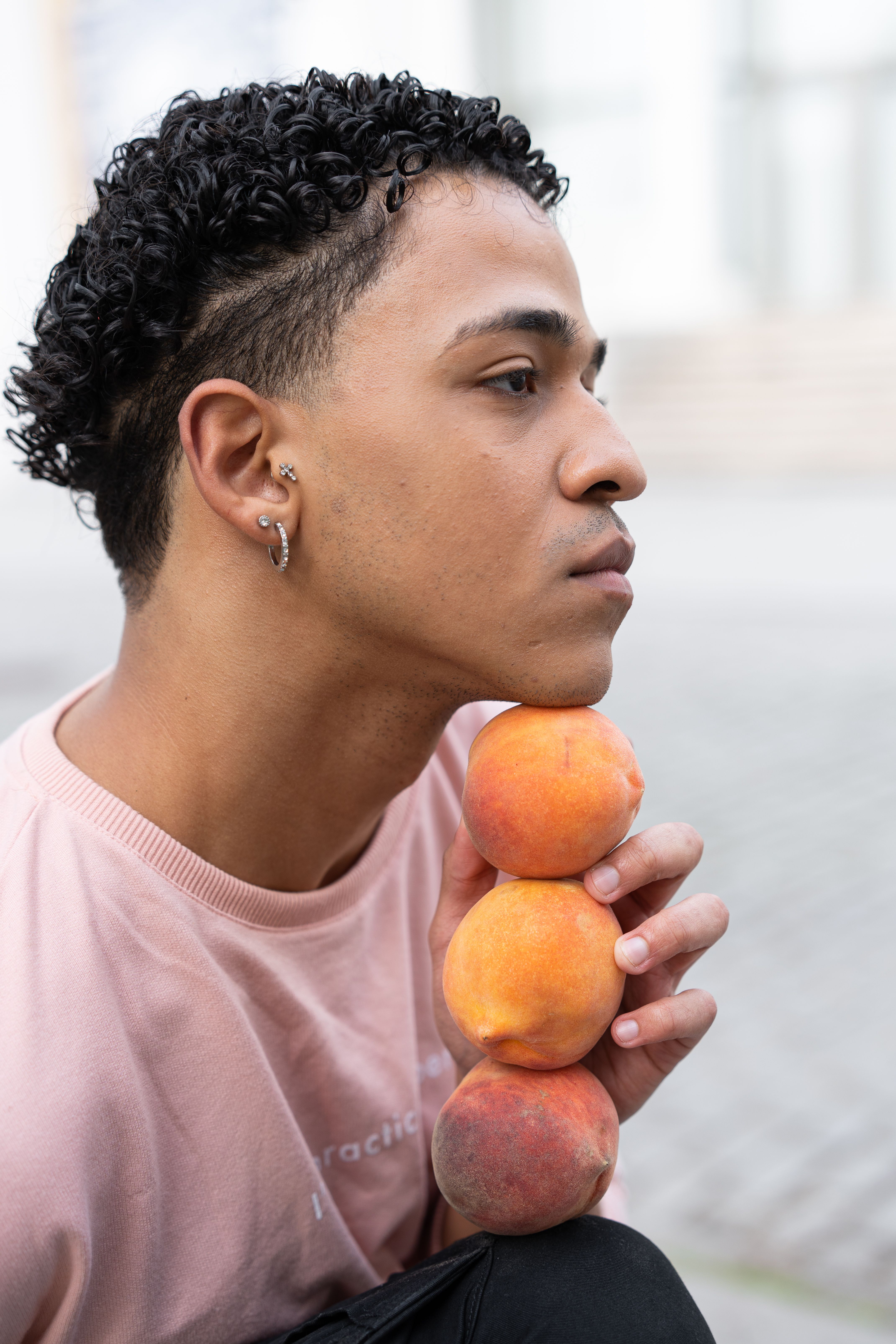 Man with Peaches · Free Stock Photo