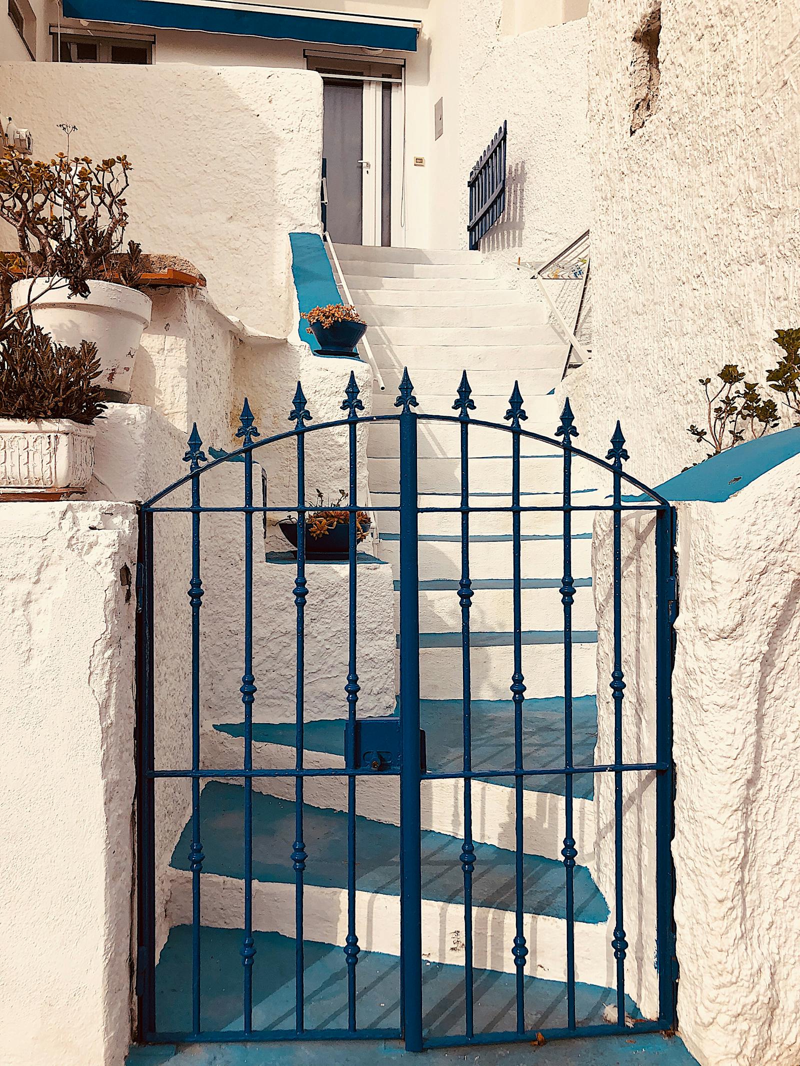 White Tori Gate Photos, Download The BEST Free White Tori Gate Stock ...