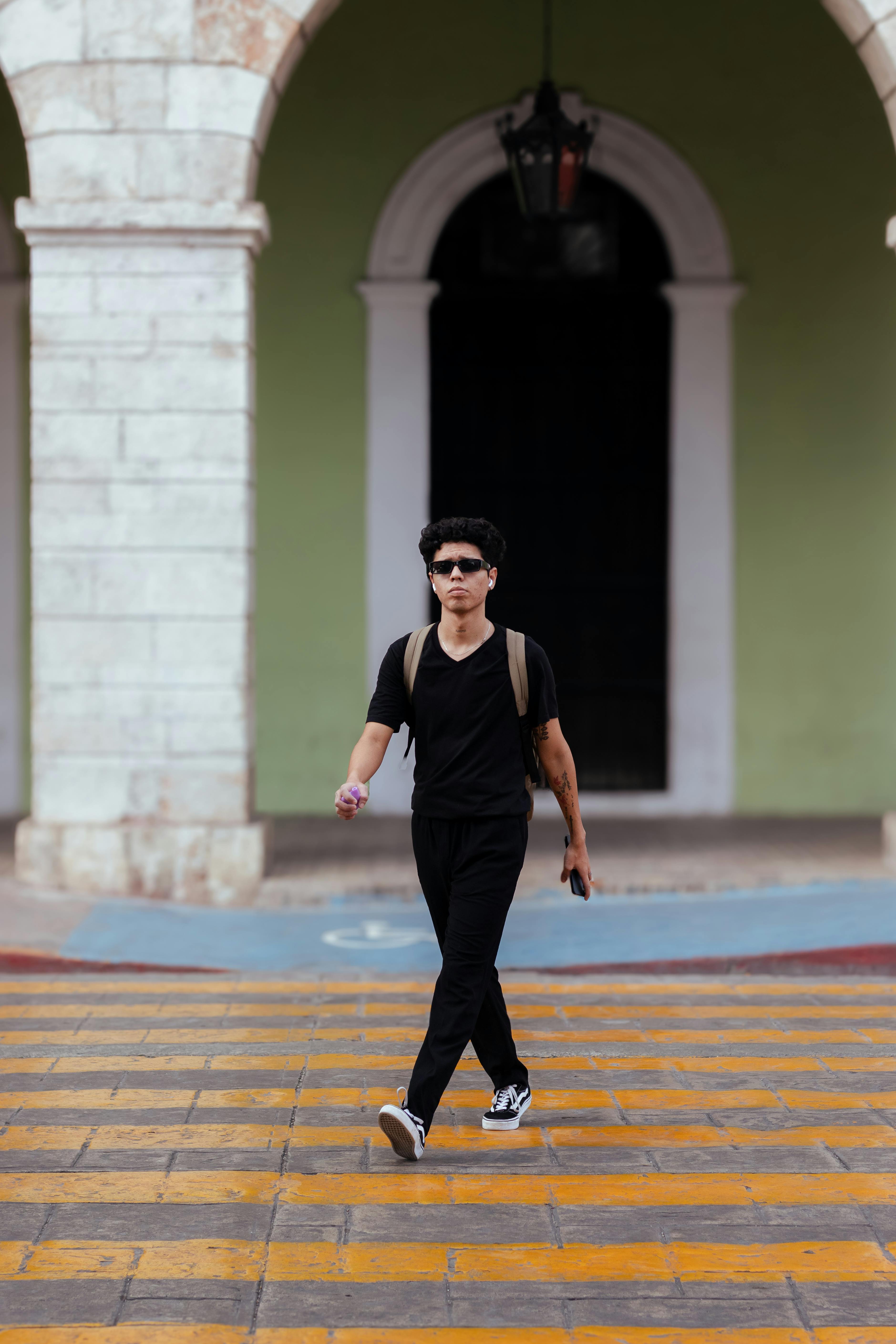 Yellow Crosswalk Photos, Download The BEST Free Yellow Crosswalk Stock ...