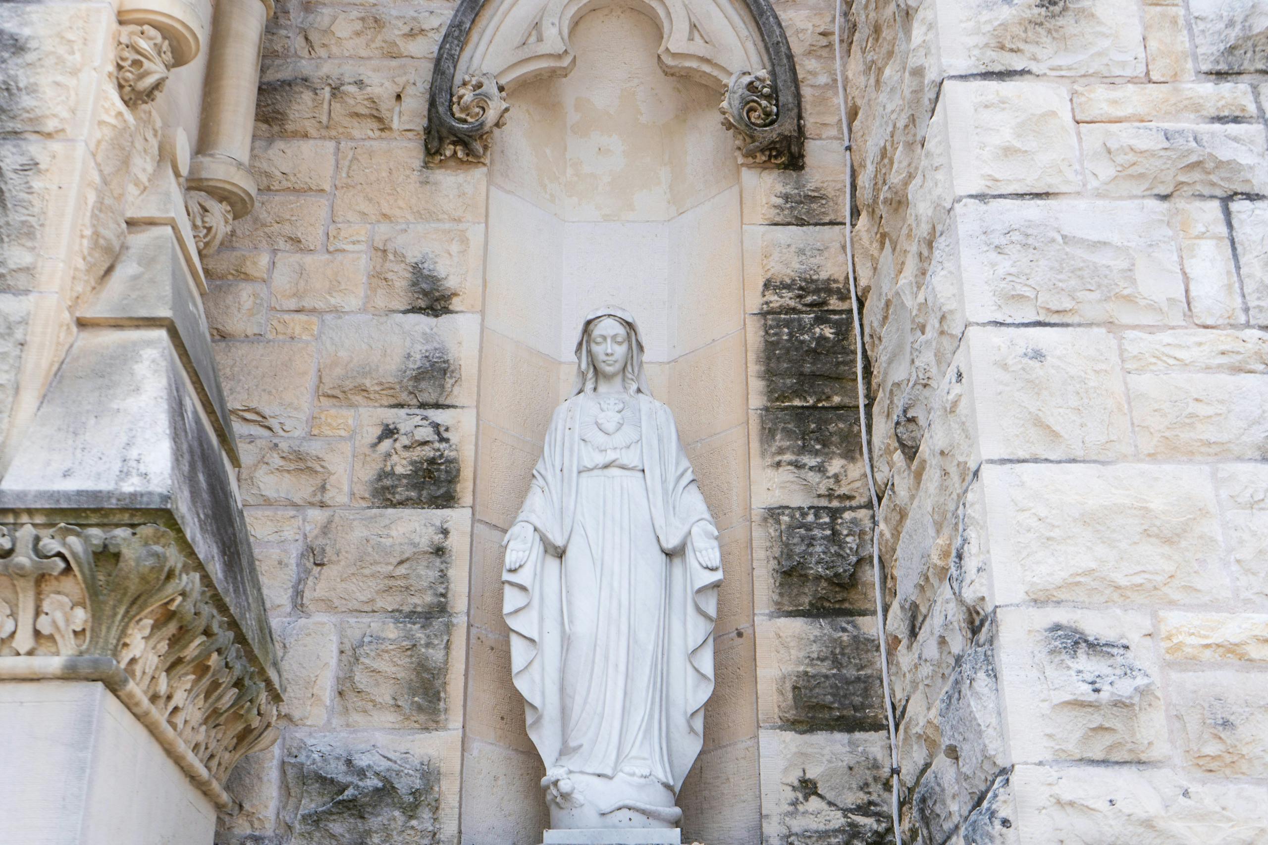 White Religious Statue · Free Stock Photo