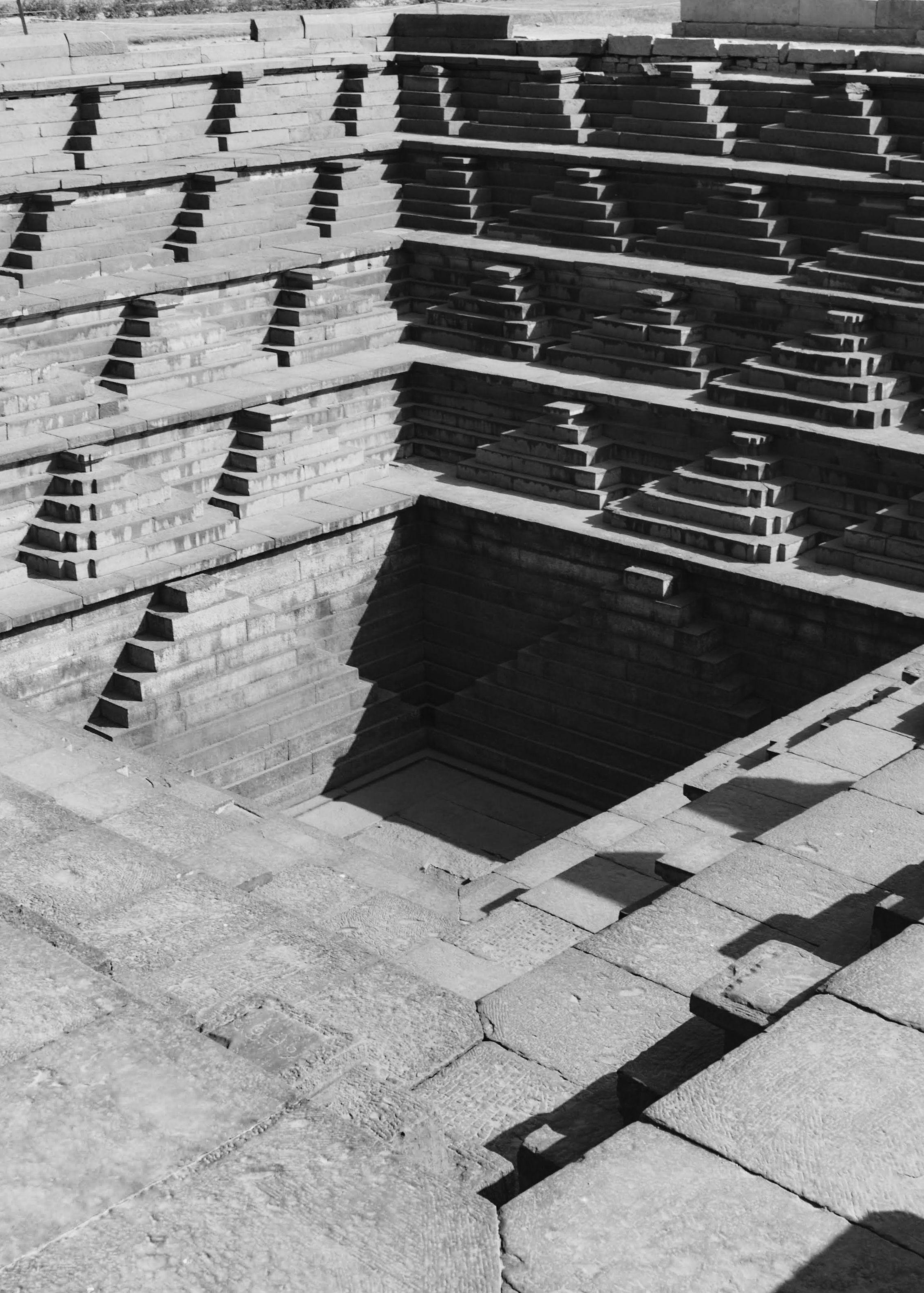 Pushkarani Sacred Water Reservoir for Religious Rituals · Free Stock Photo