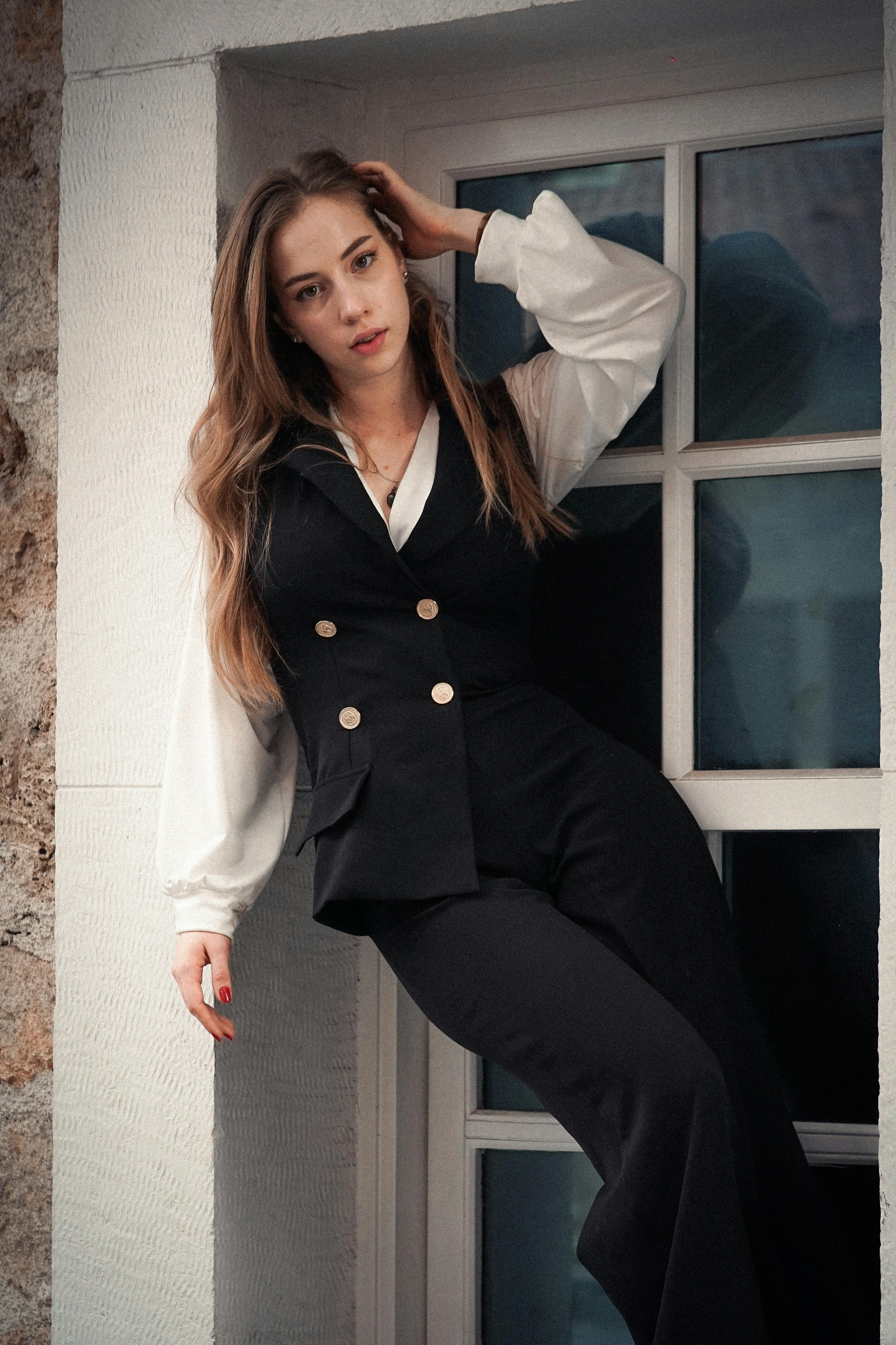 Ücretsiz blackandwhite, cazibe, dikey atış, film photography, kadın ...