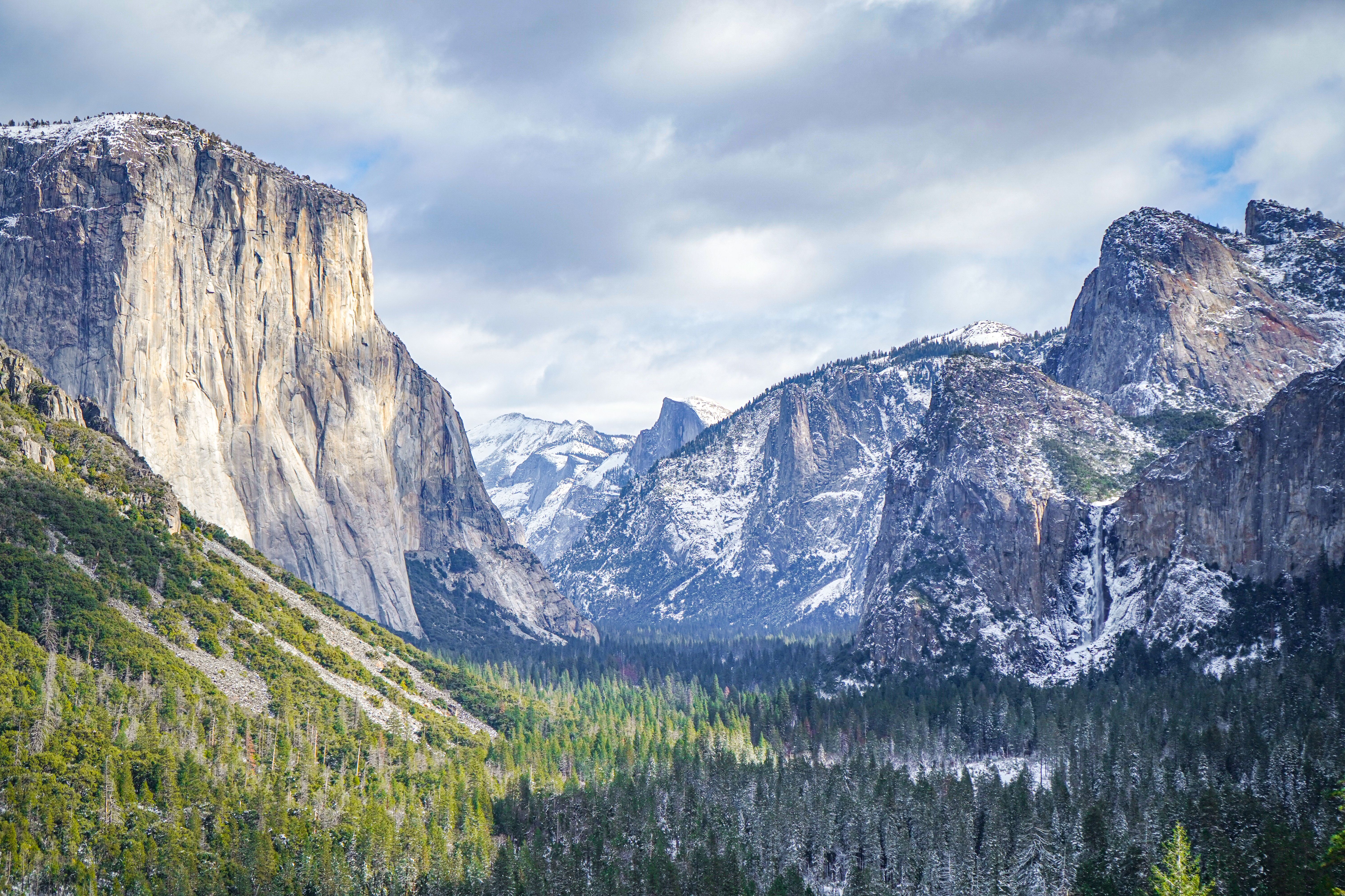 Tunnel View · Free Stock Photo