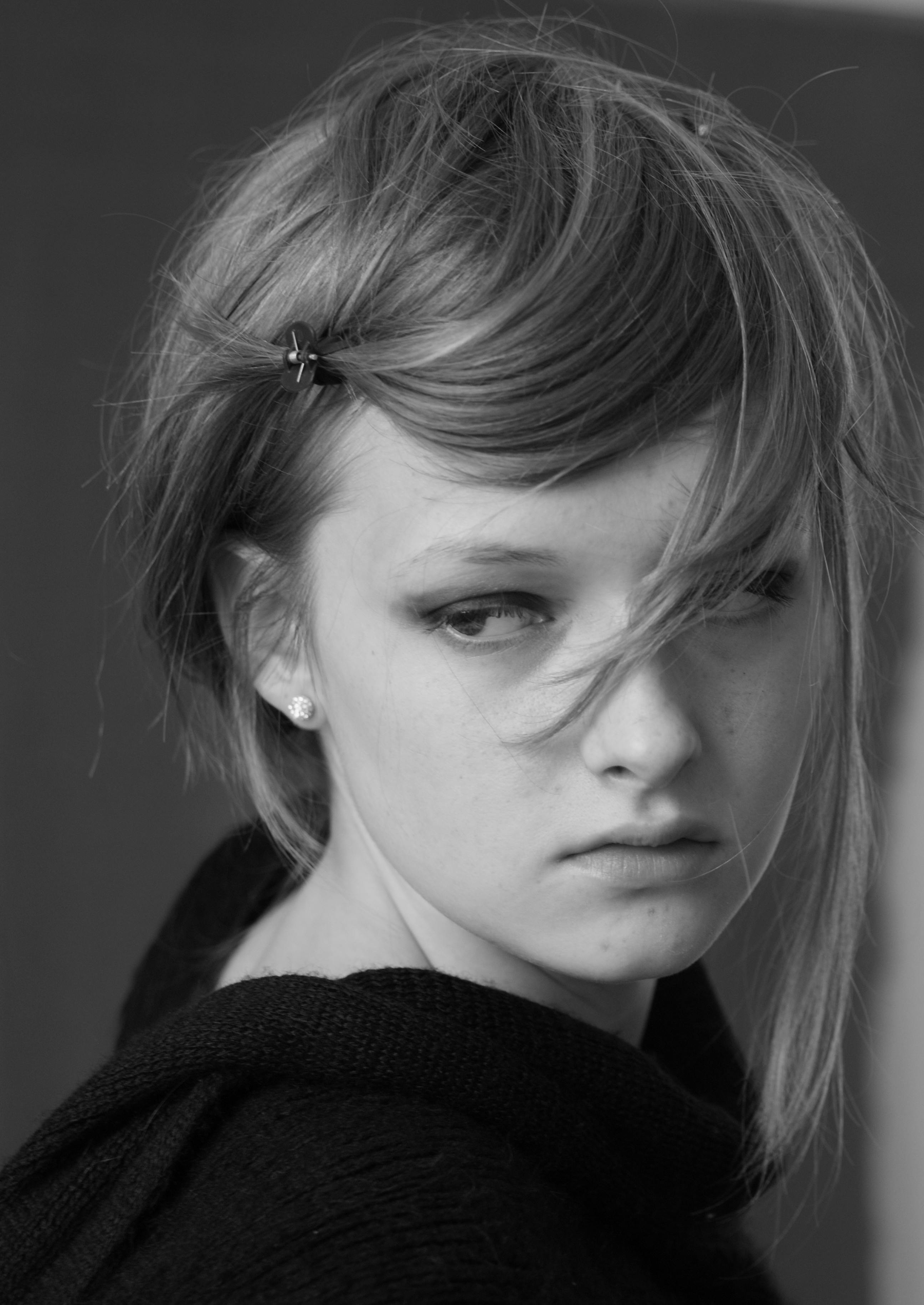 Portrait Smail Photos, Download The BEST Free Portrait Smail Stock ...