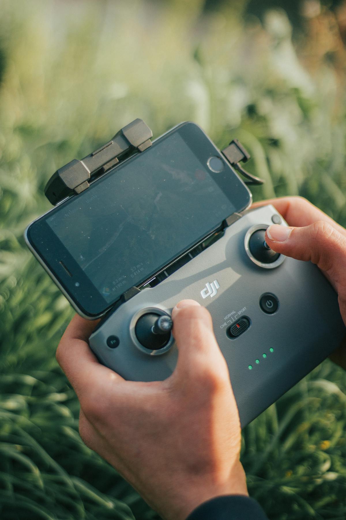 Controller Drone Photos Download The Best Free Controller Drone Stock