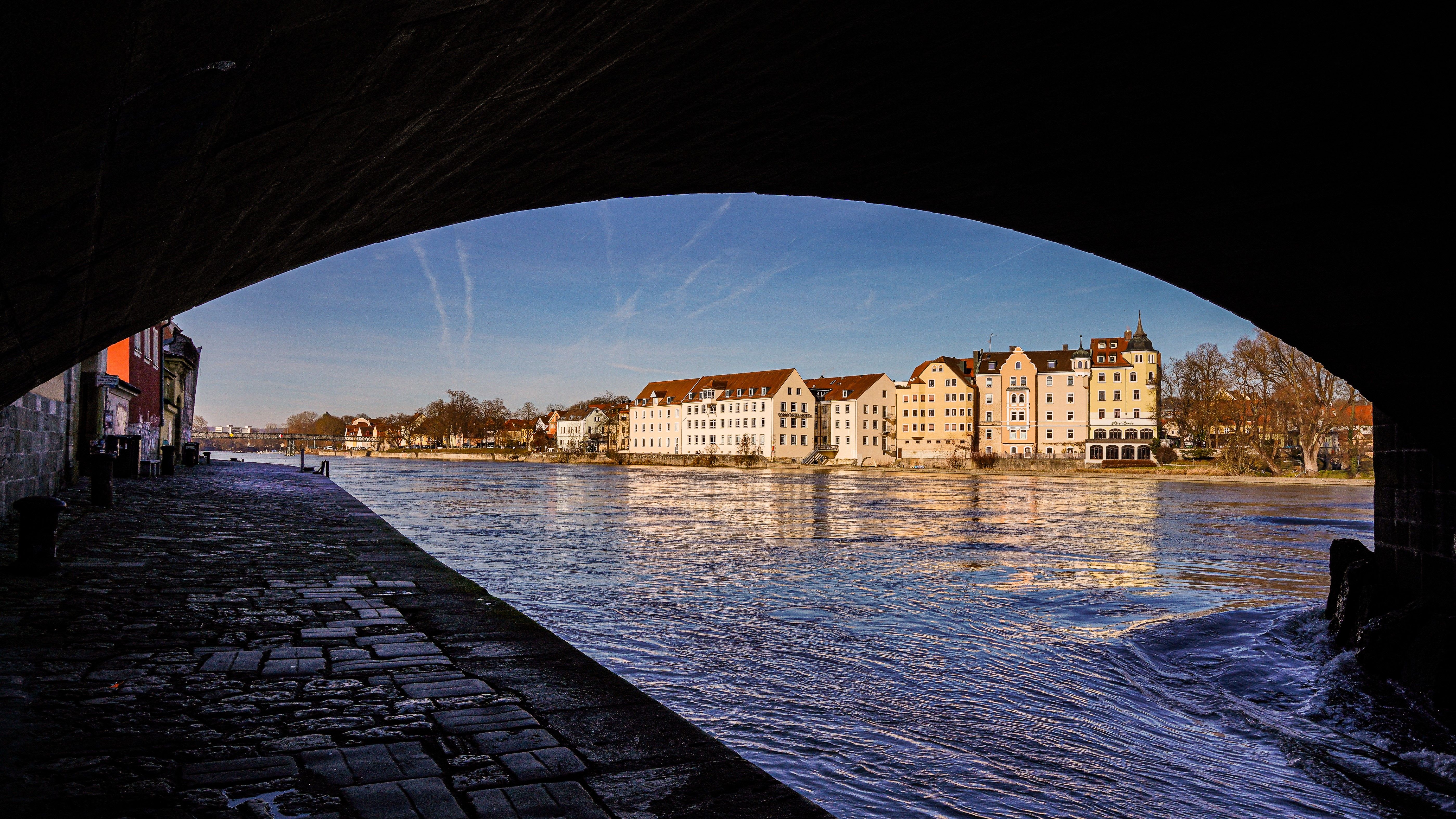 River under Bridge Arch · Free Stock Photo