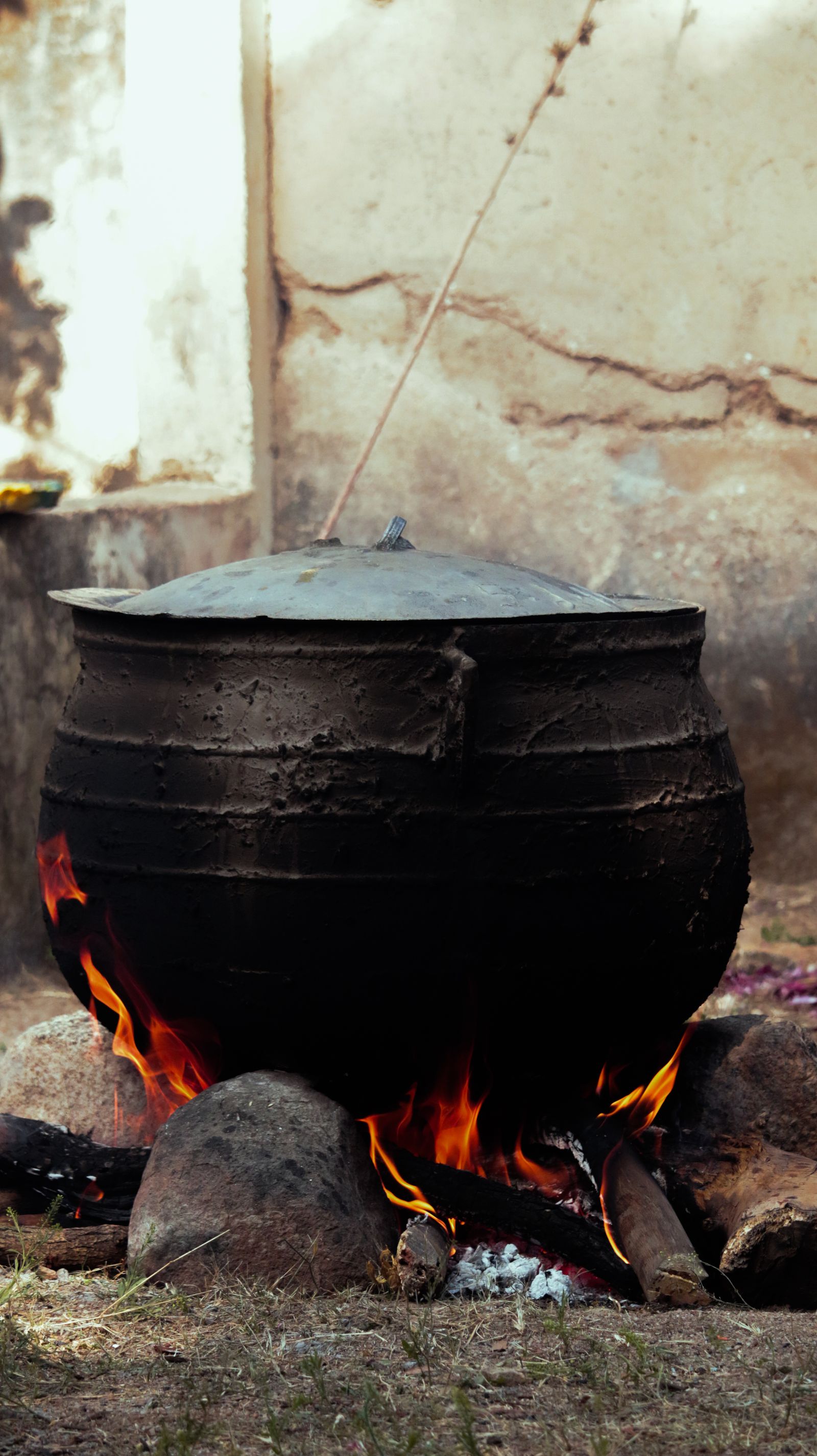 Cauldron Photos, Download The BEST Free Cauldron Stock Photos & HD Images