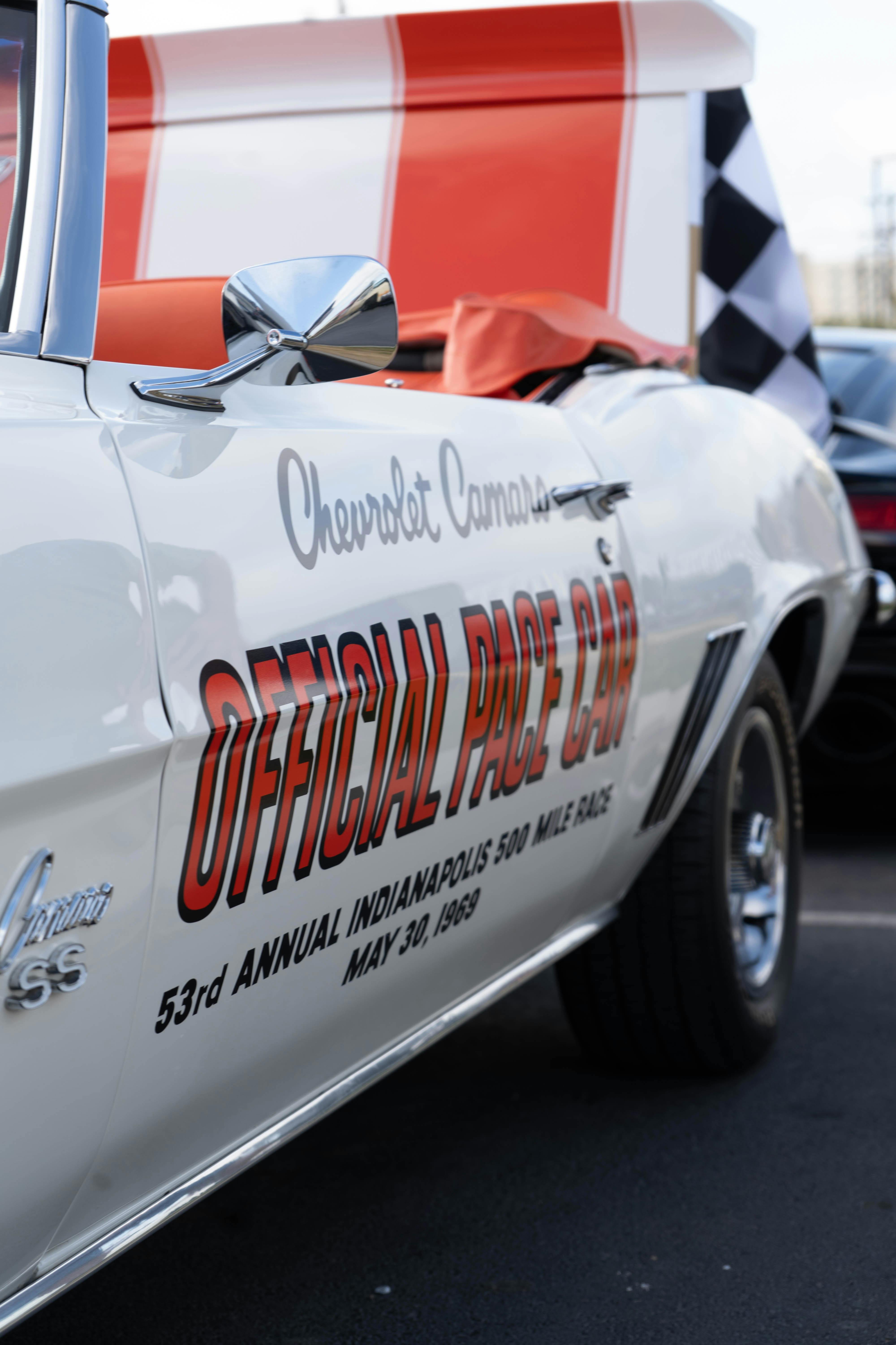 Myles Moore - Fotografía