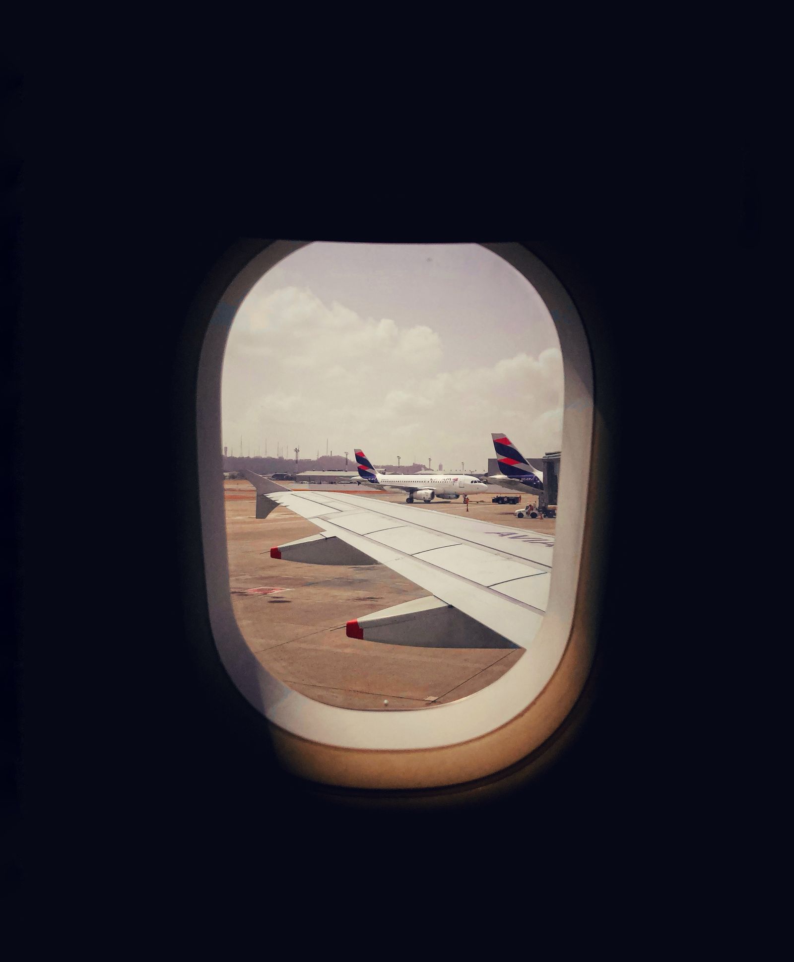 Airplane Behind Photos, Download The BEST Free Airplane Behind Stock ...