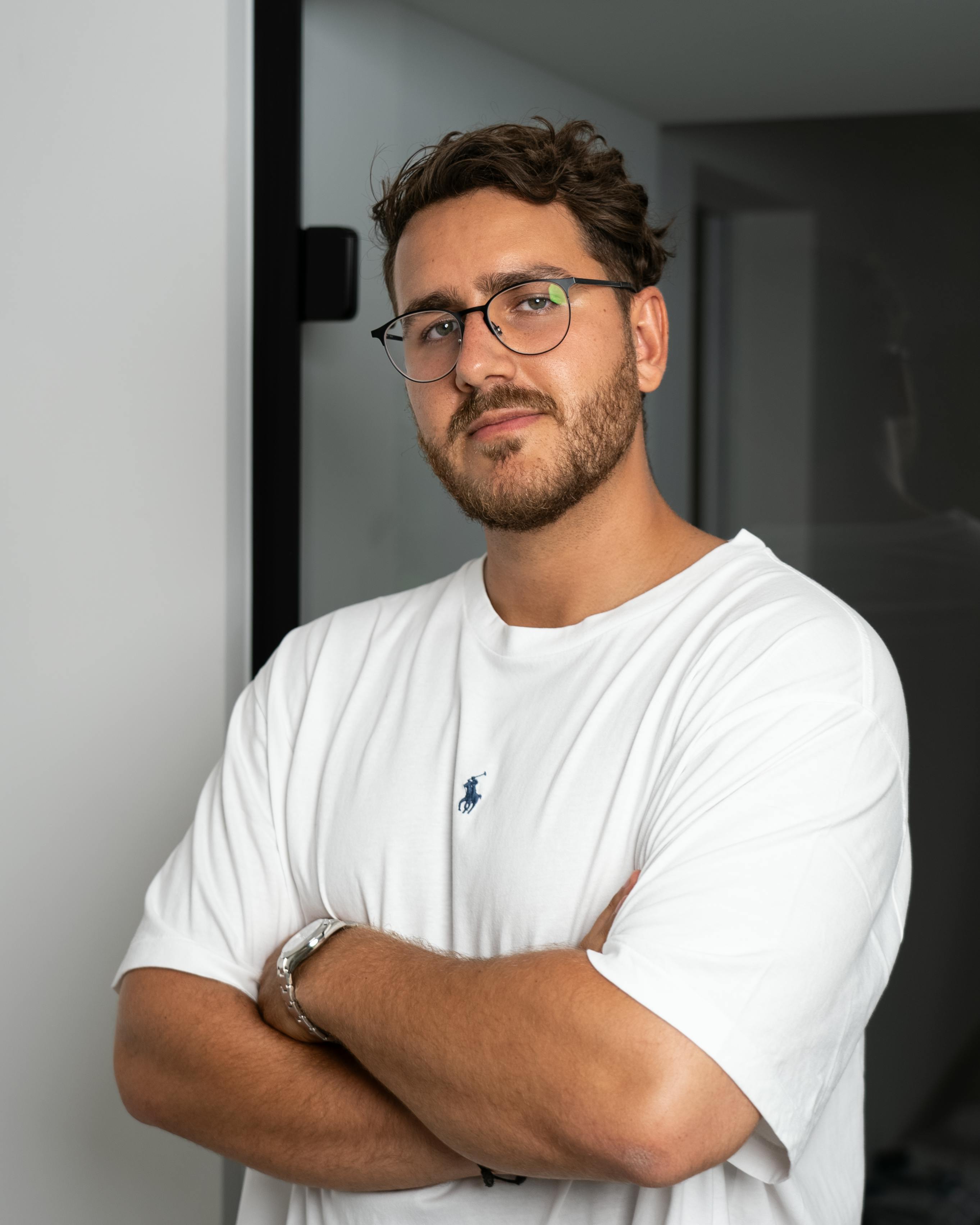 Max Weiß: Erfolgreich als Online Coach · Free Stock Photo