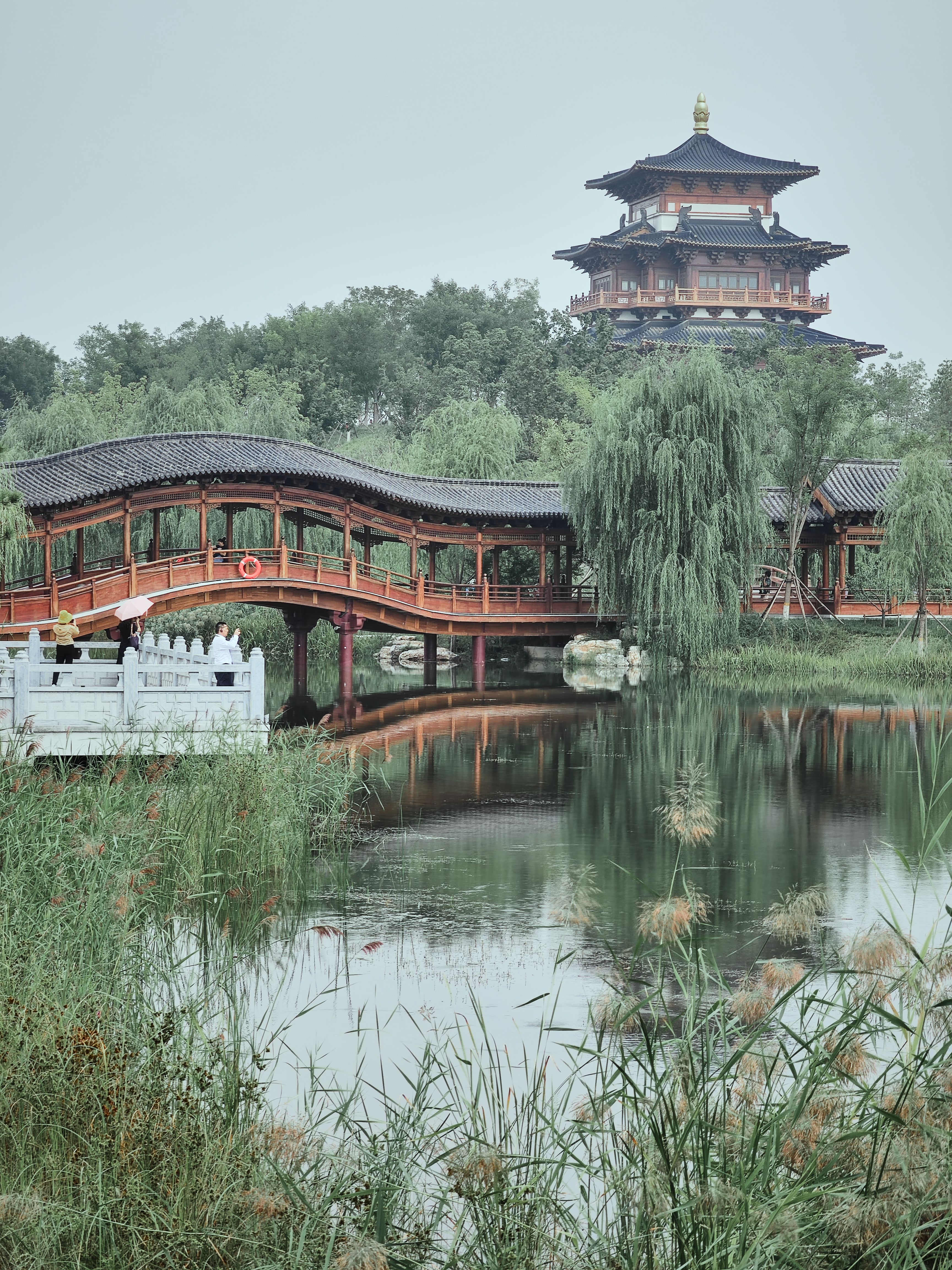A Bridge and a Temple Near the Lake · Free Stock Photo