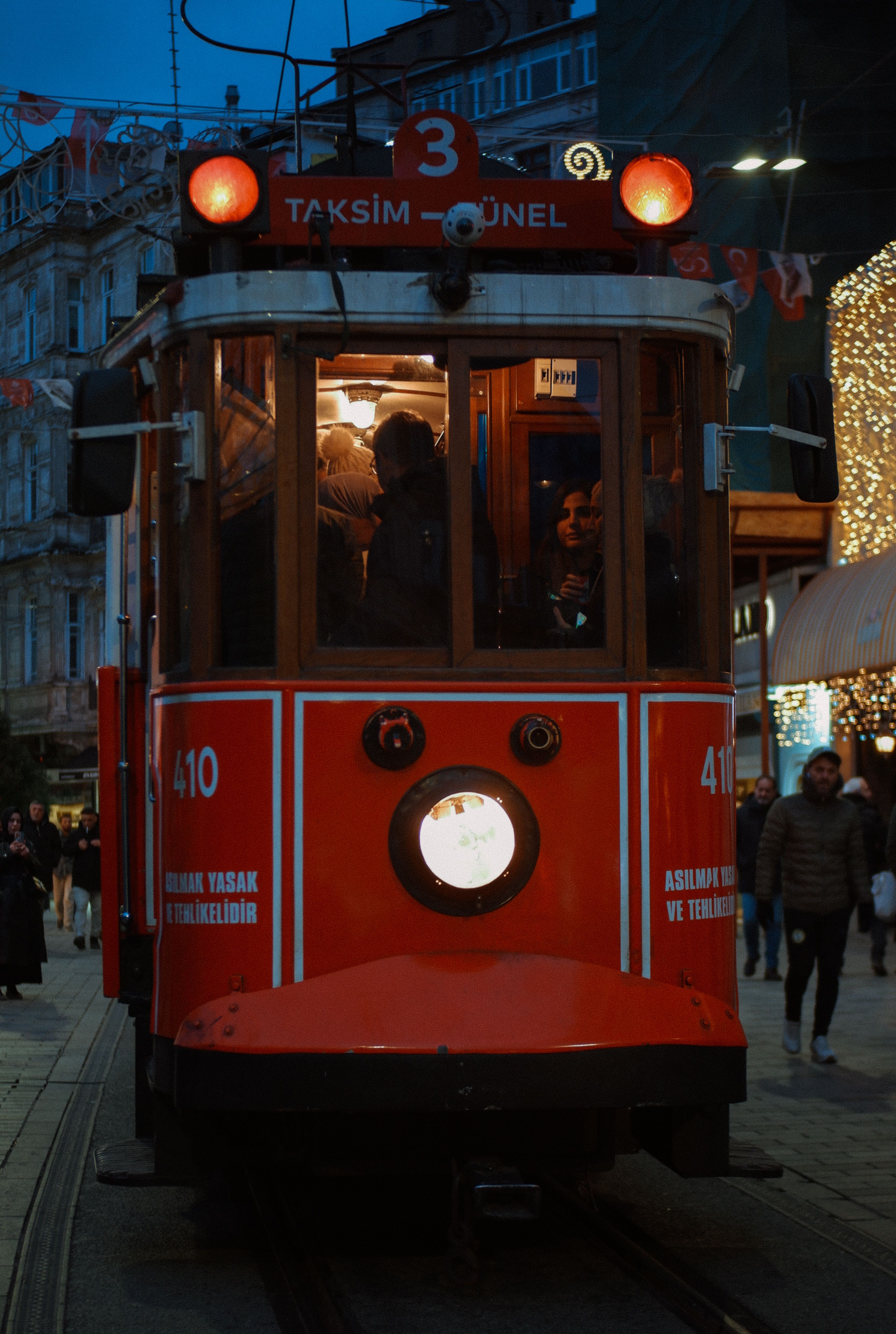 Red, Vintage Tram on Cicek Pasaji in Istanbul in Evening · Free Stock Photo