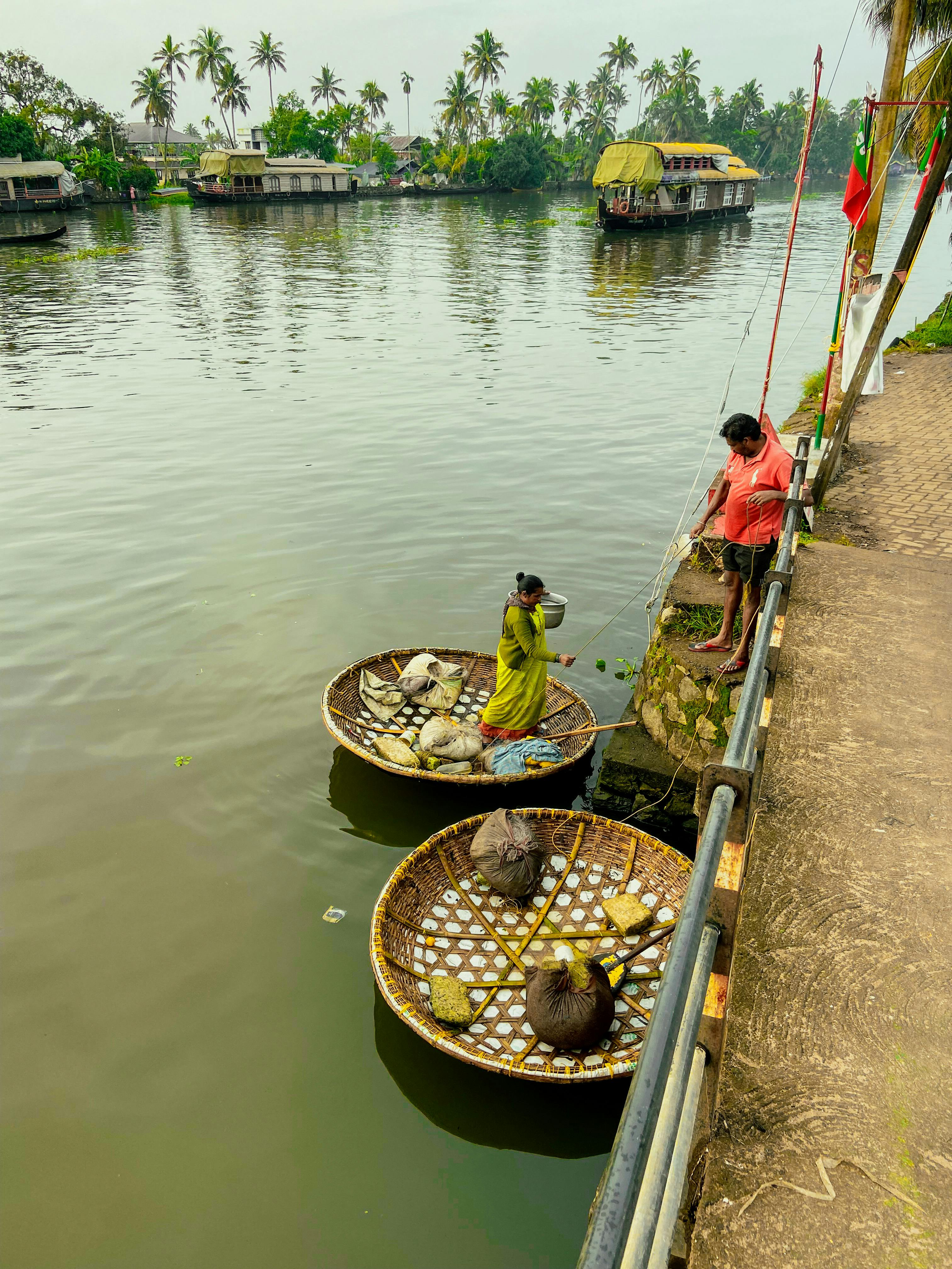 Floating Woman Photos, Download The BEST Free Floating Woman Stock ...