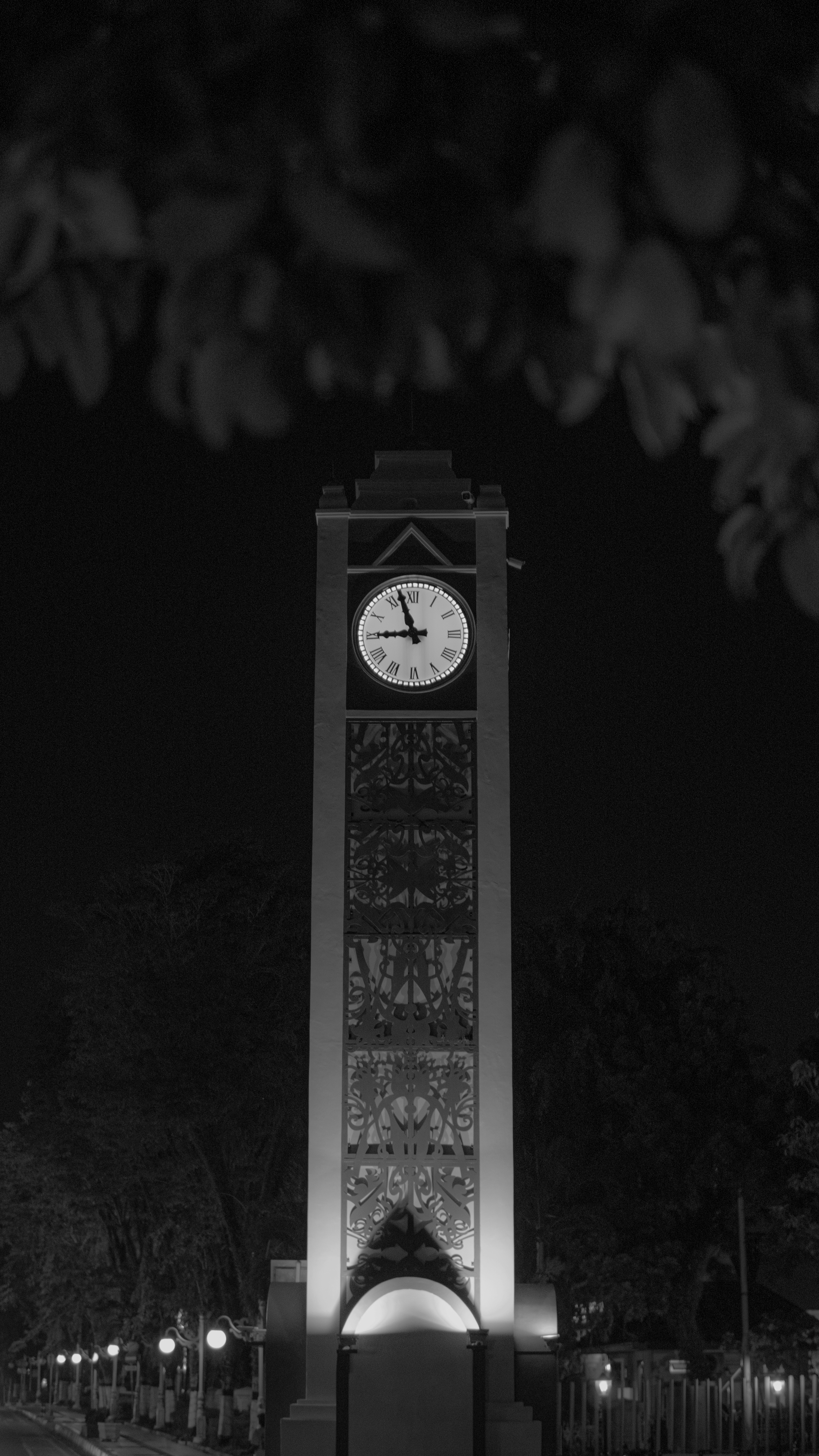 Clock Tower in Peru in Black and White · Free Stock Photo