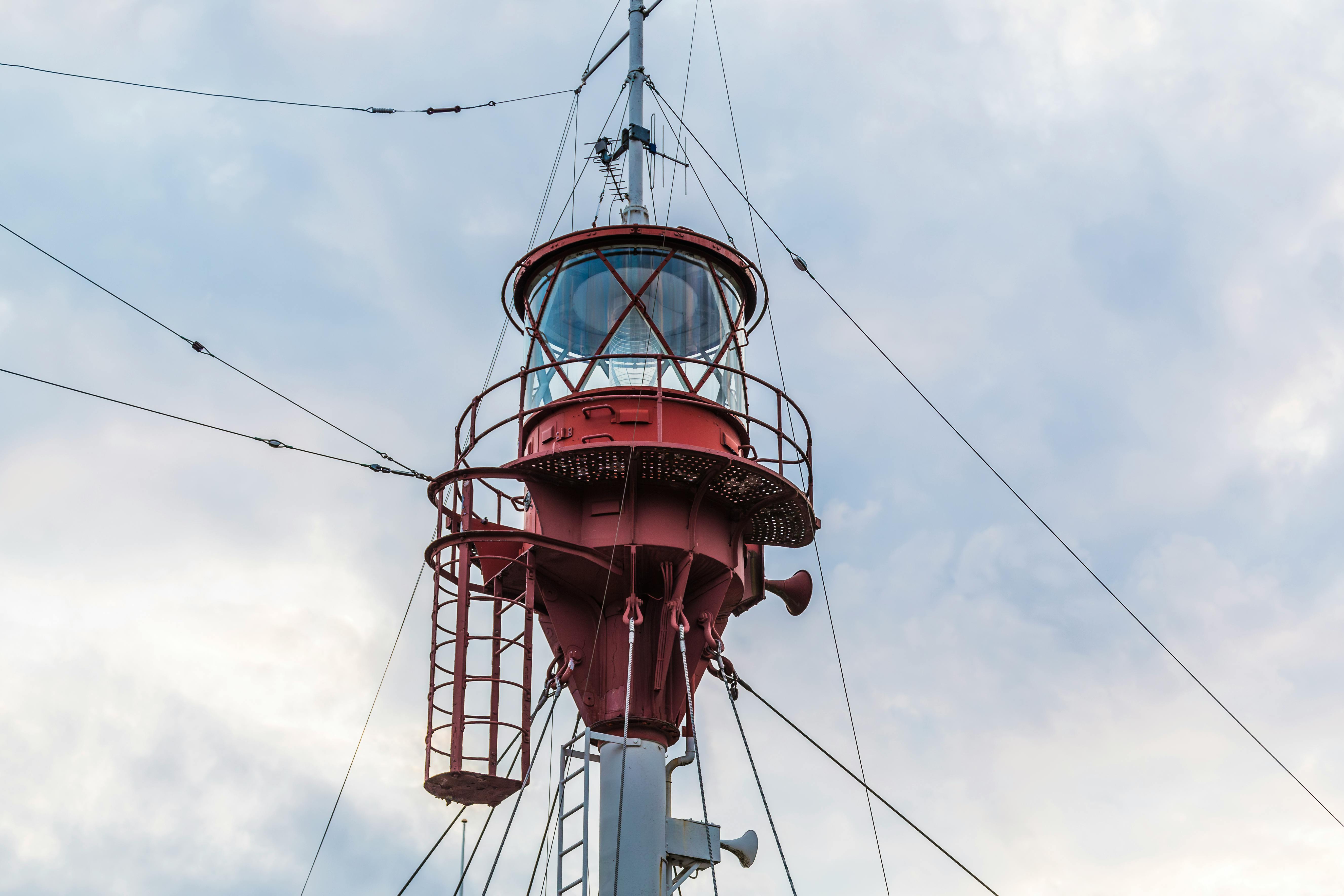 Lighthouse · Free Stock Photo
