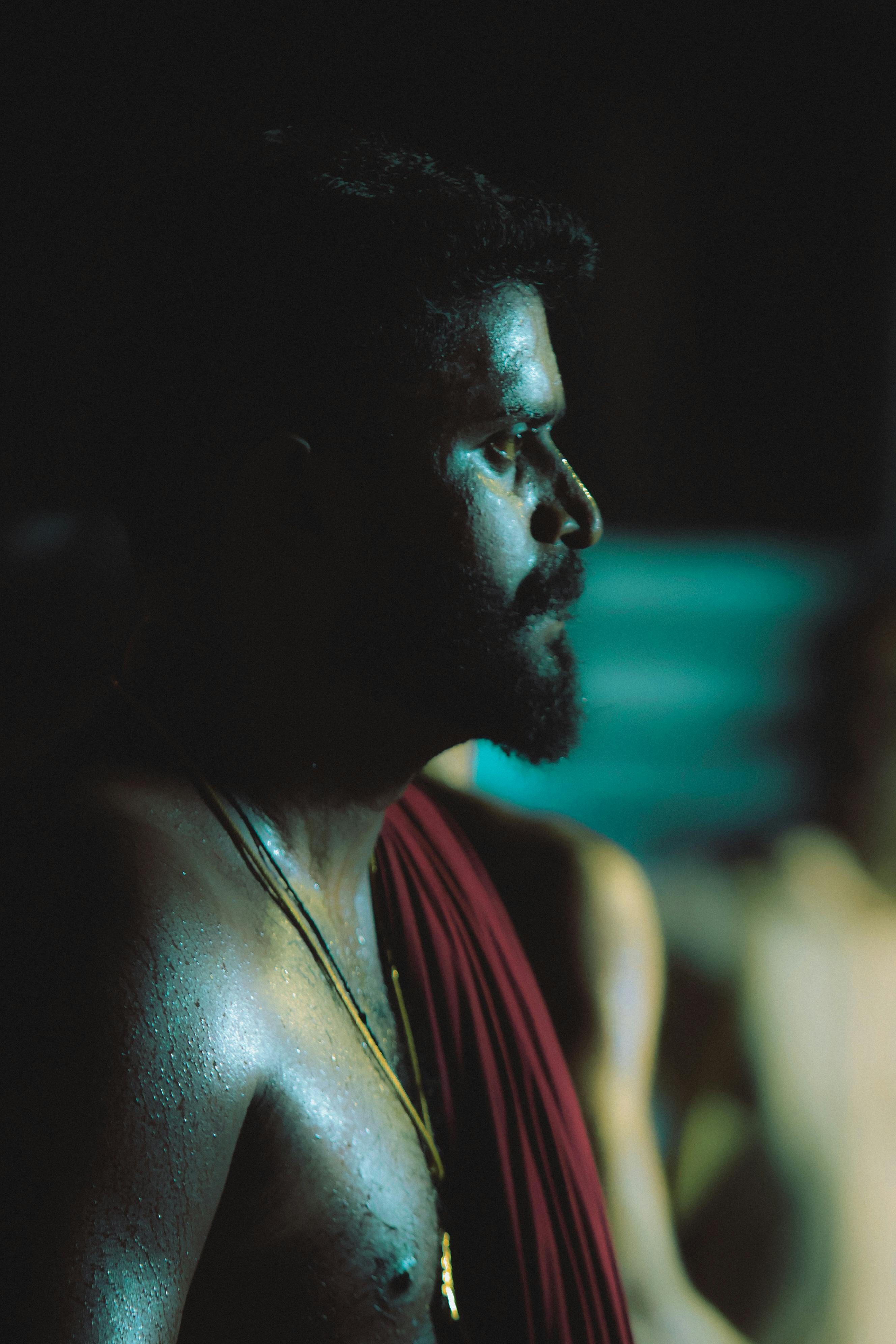 Man in Darkness at Night · Free Stock Photo