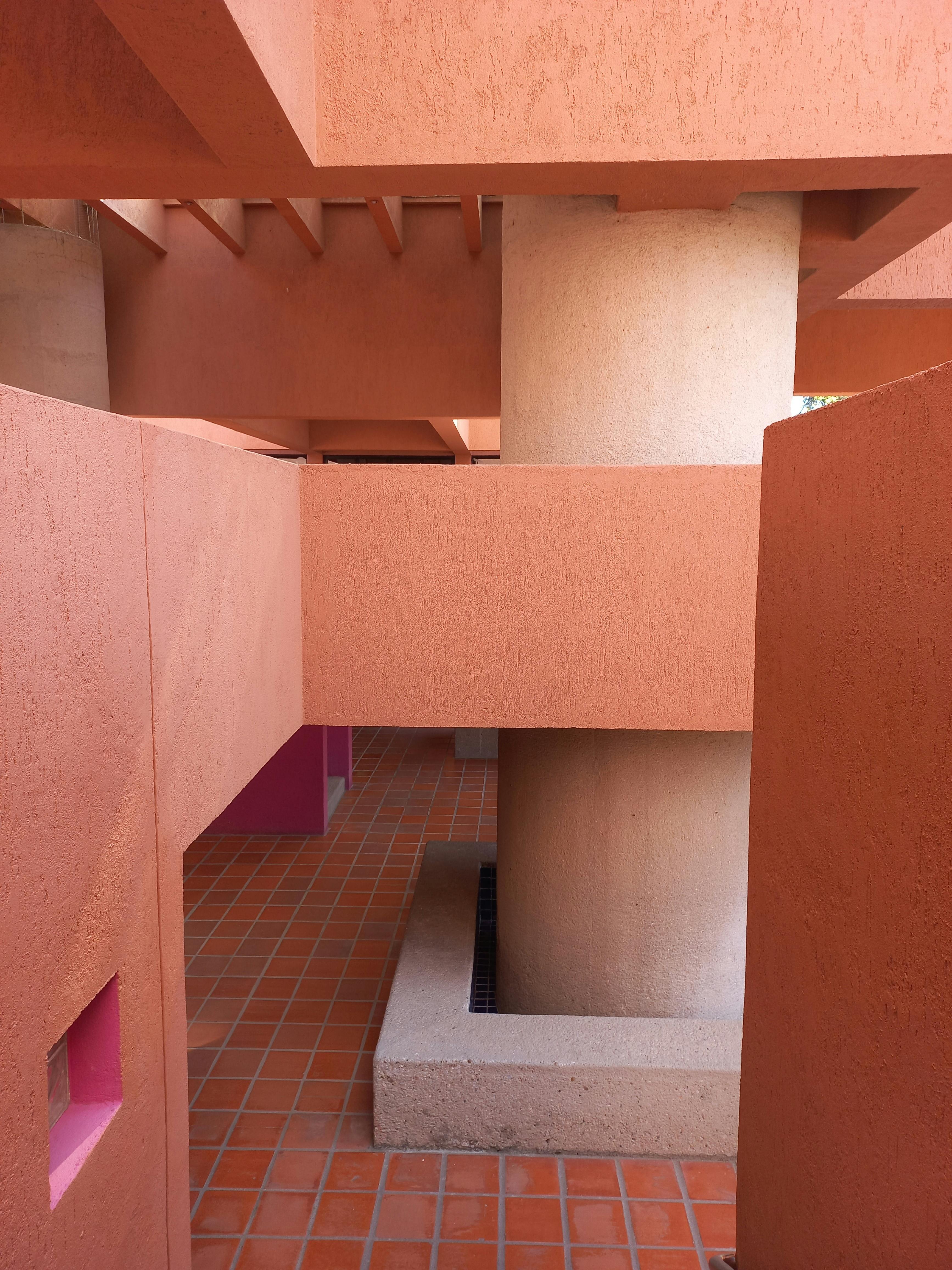 Internal Structure of a Modern Building · Free Stock Photo