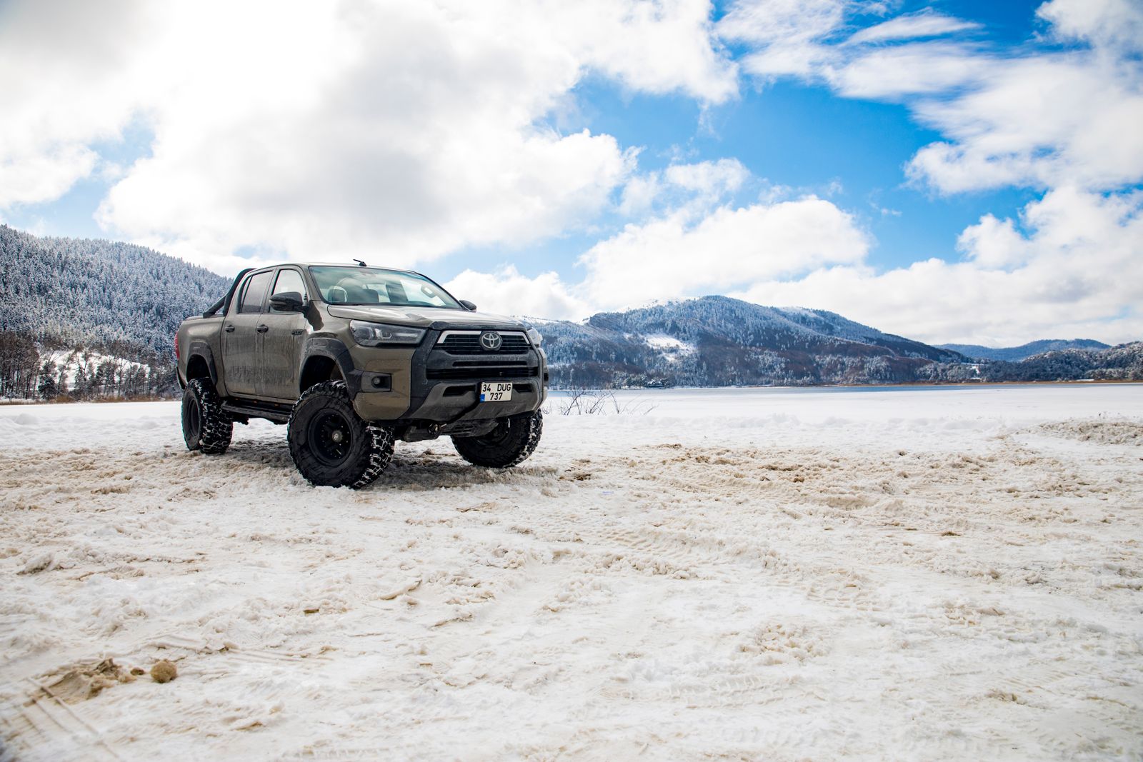 Toyota Hilux Photos, Download The BEST Free Toyota Hilux Stock Photos ...