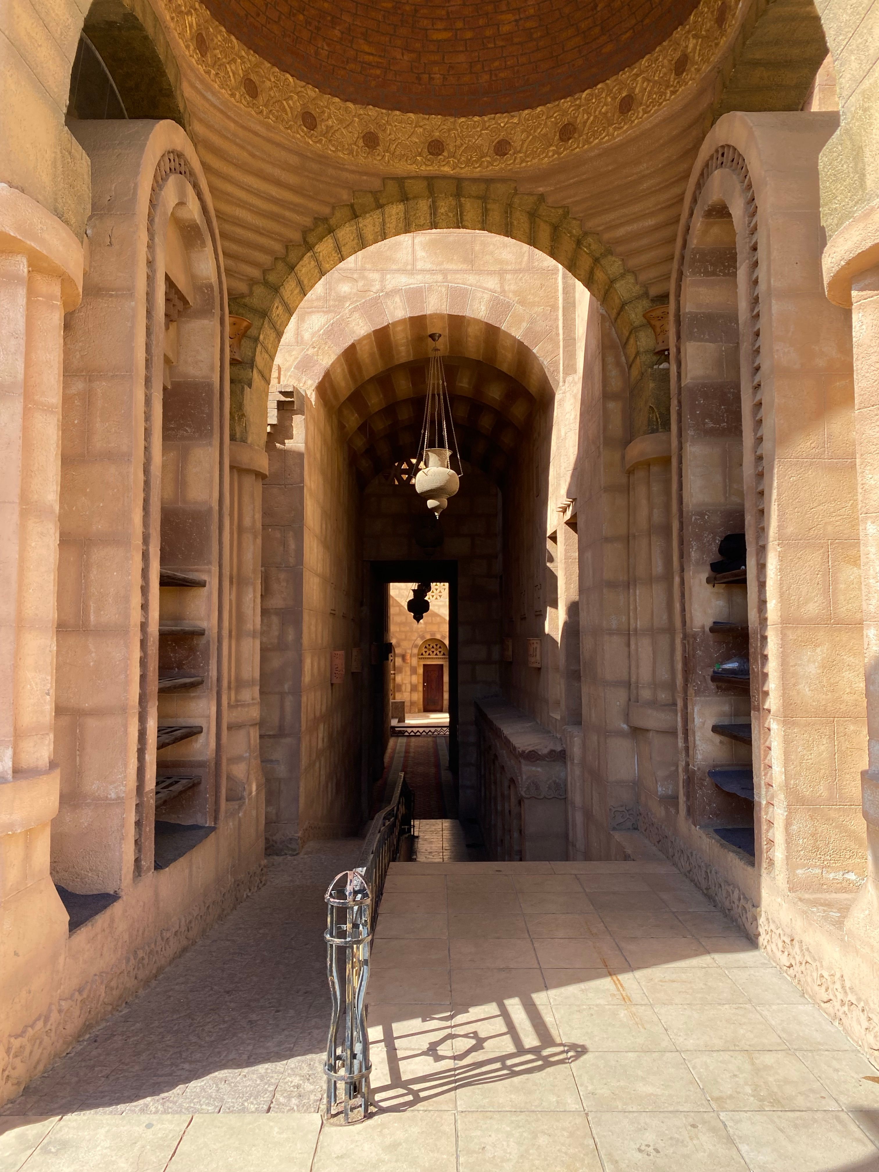 Corridor in Medieval Palace · Free Stock Photo