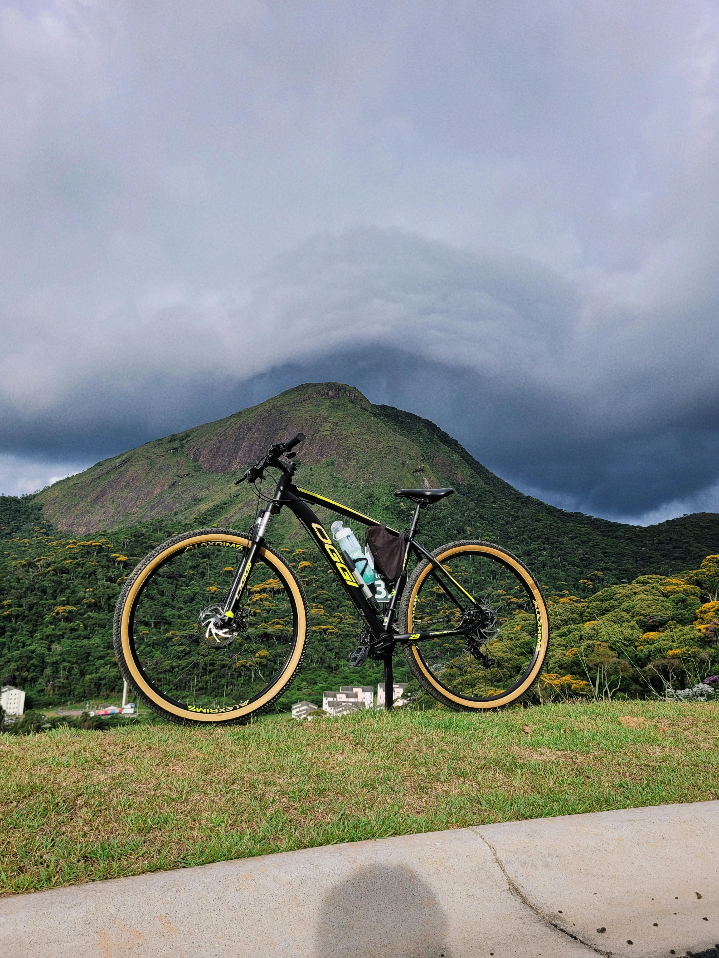 Bike Landscape Photos, Download The BEST Free Bike Landscape Stock ...