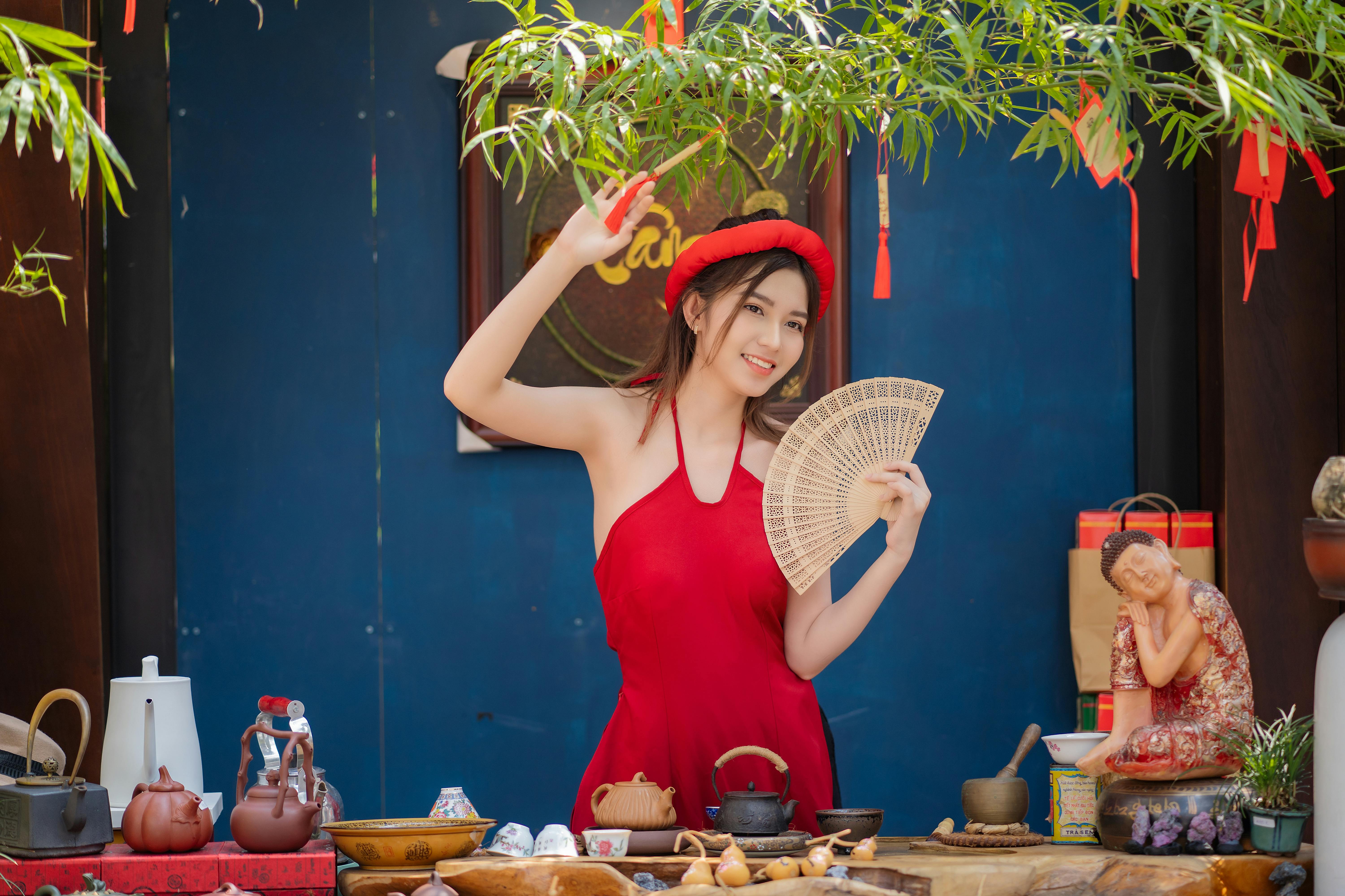 Fan Waving Photos, Download The BEST Free Fan Waving Stock Photos & HD ...