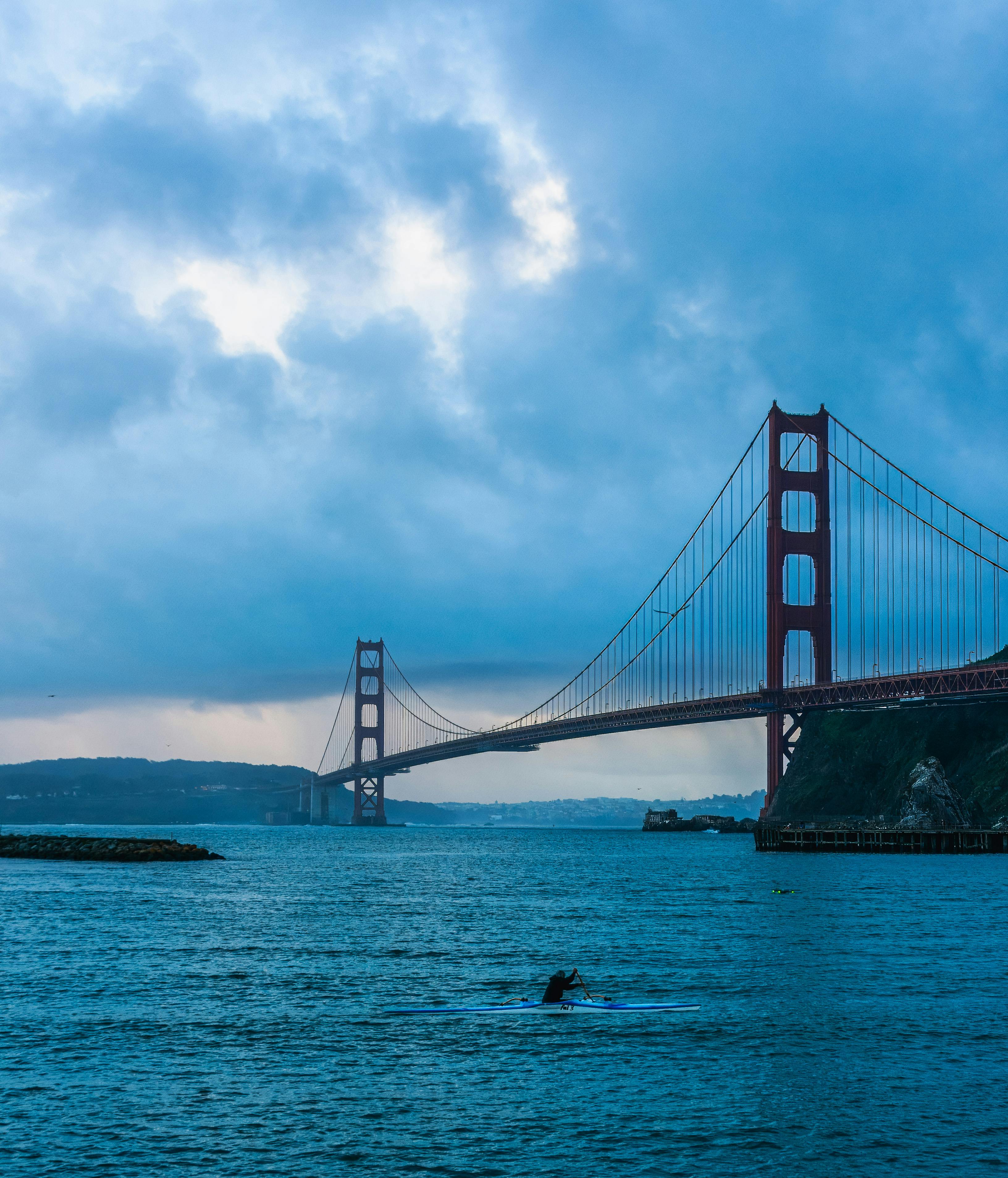 Cloud over Golden Gate Bridge · Free Stock Photo