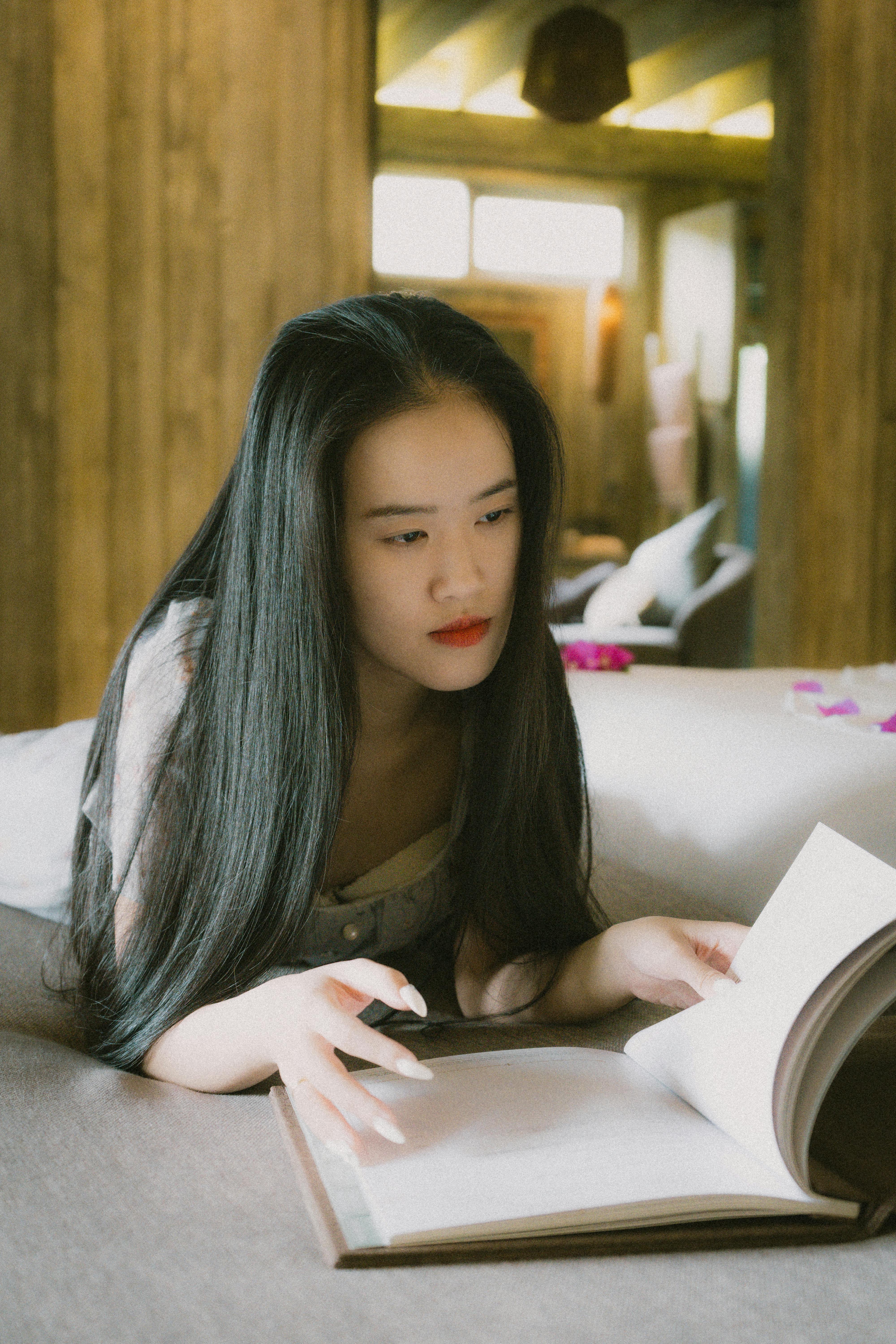 Models Home Page Photos, Download The BEST Free Models Home Page Stock ...