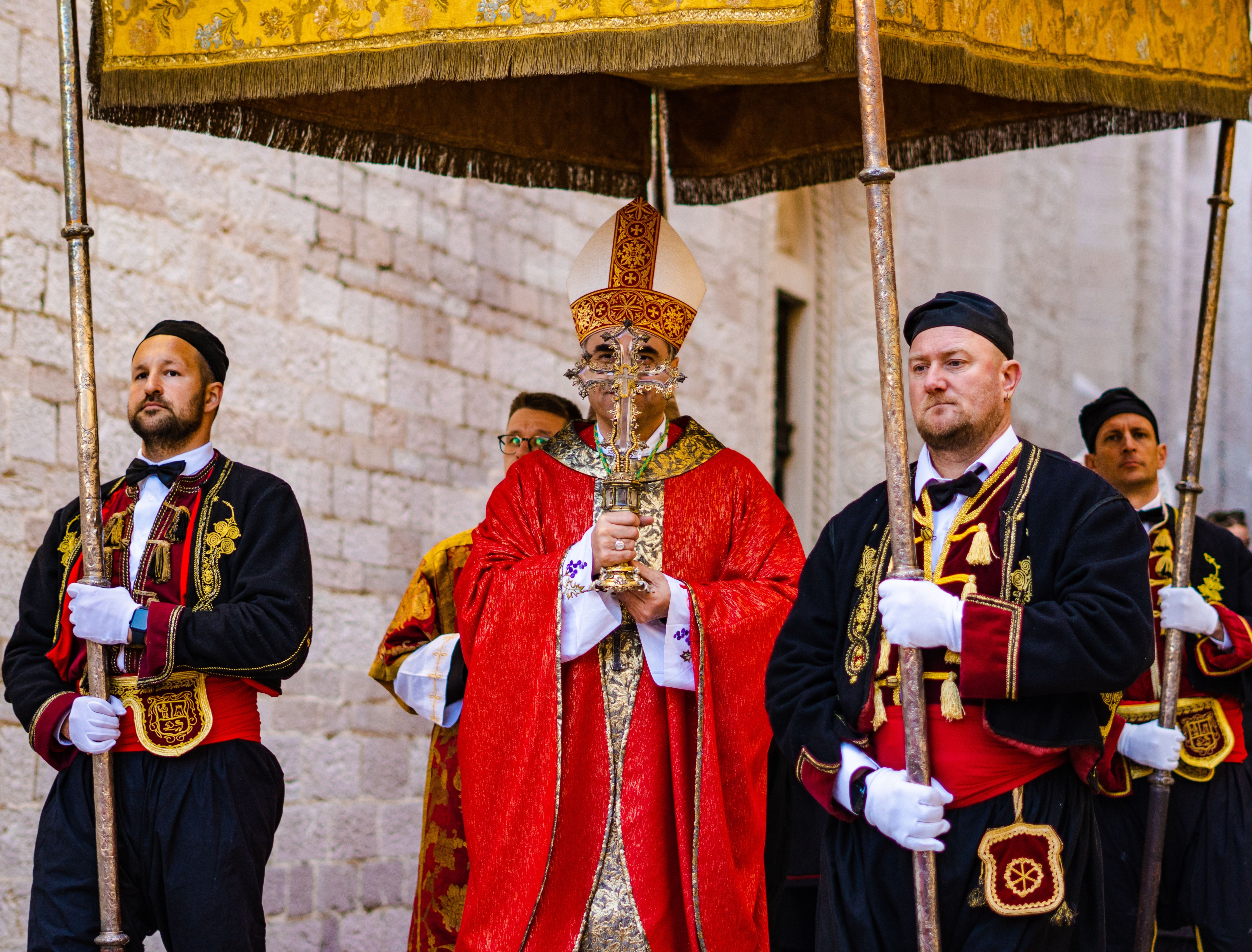 Bishops Attire Photos, Download The BEST Free Bishops Attire Stock ...