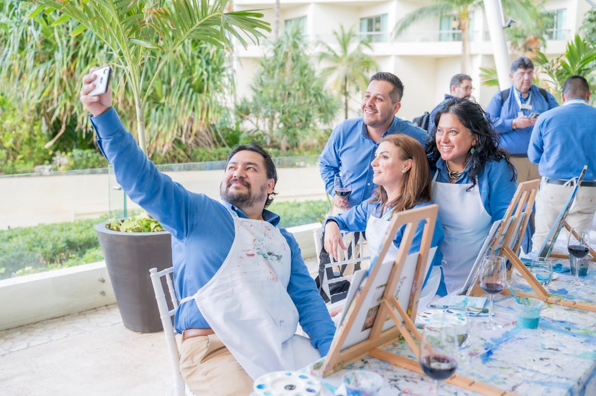 Group Art Class Photos, Download The BEST Free Group Art Class Stock ...