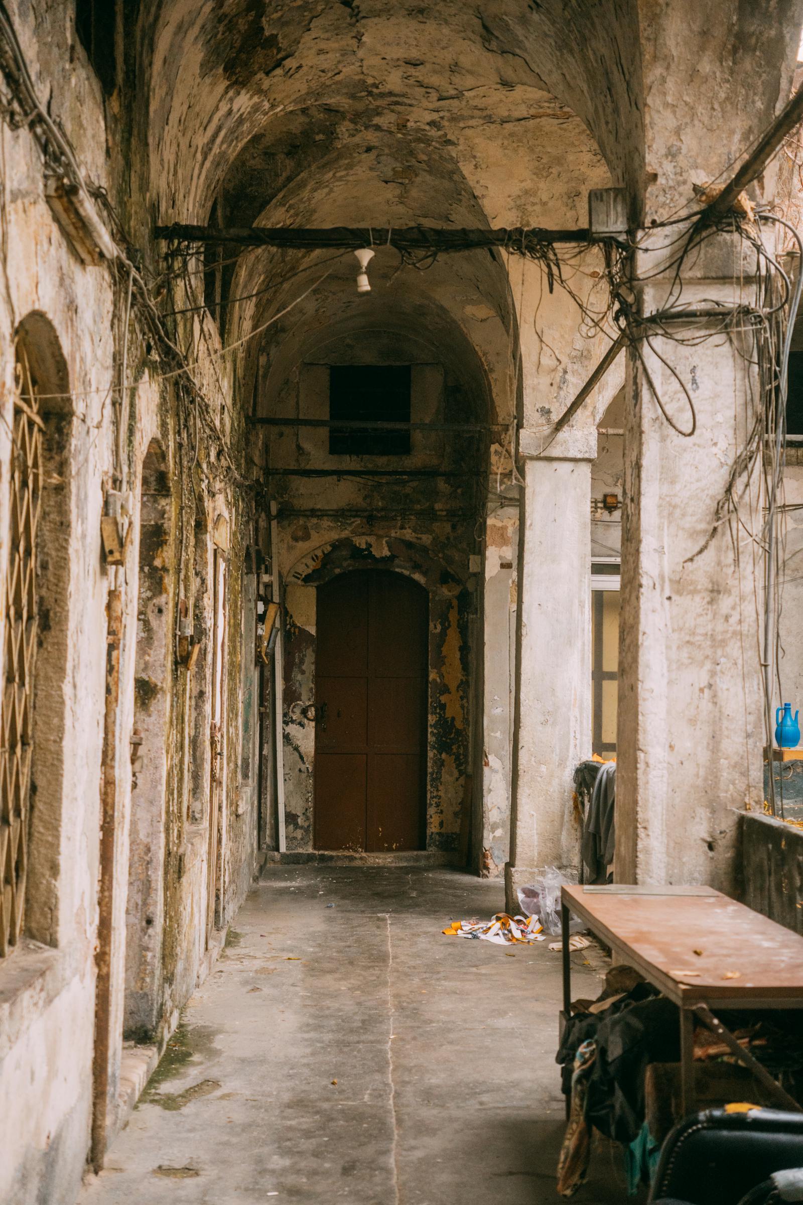 Damaged Building Photos, Download The BEST Free Damaged Building Stock ...