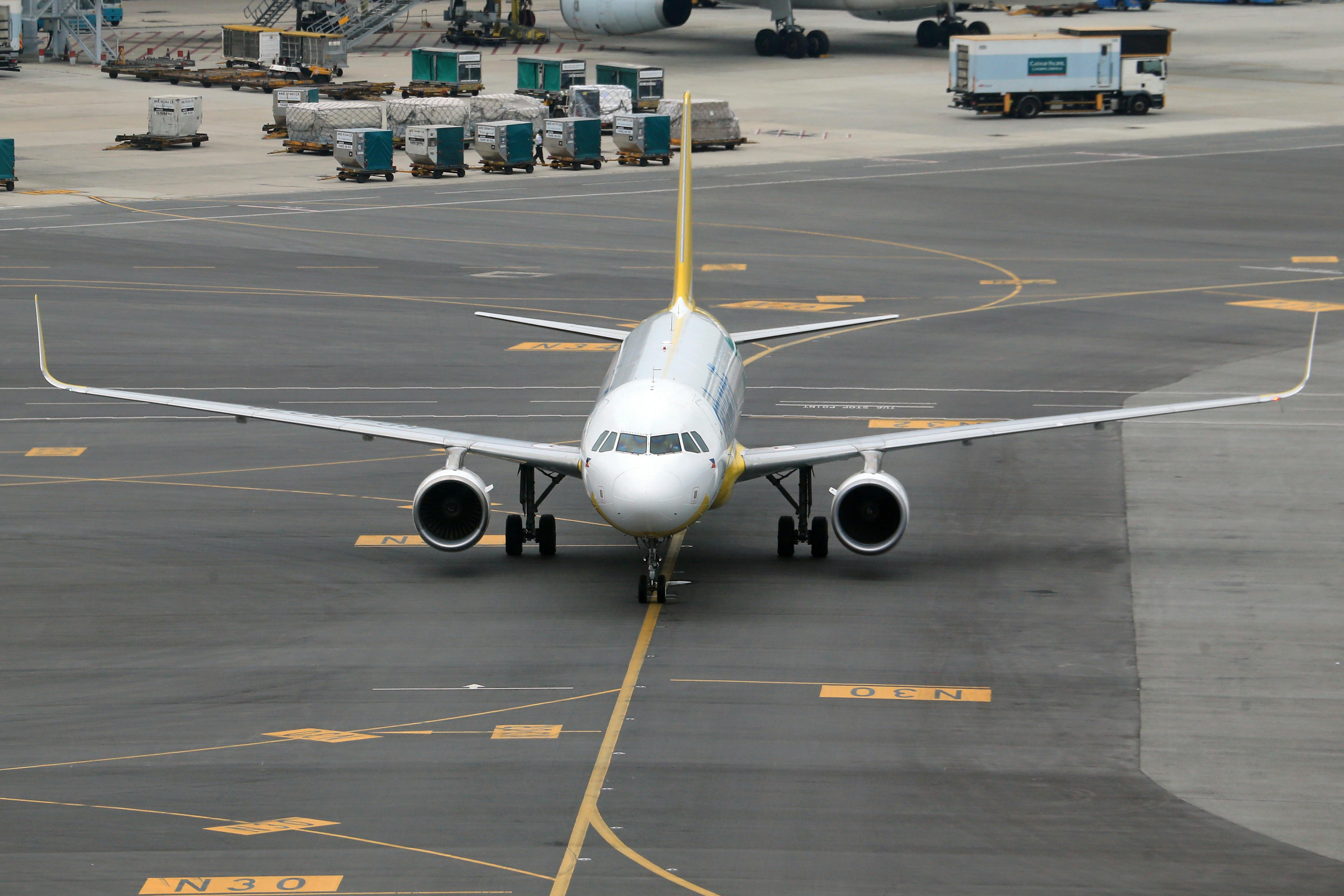 Aircraft Body Photos, Download The BEST Free Aircraft Body Stock Photos ...