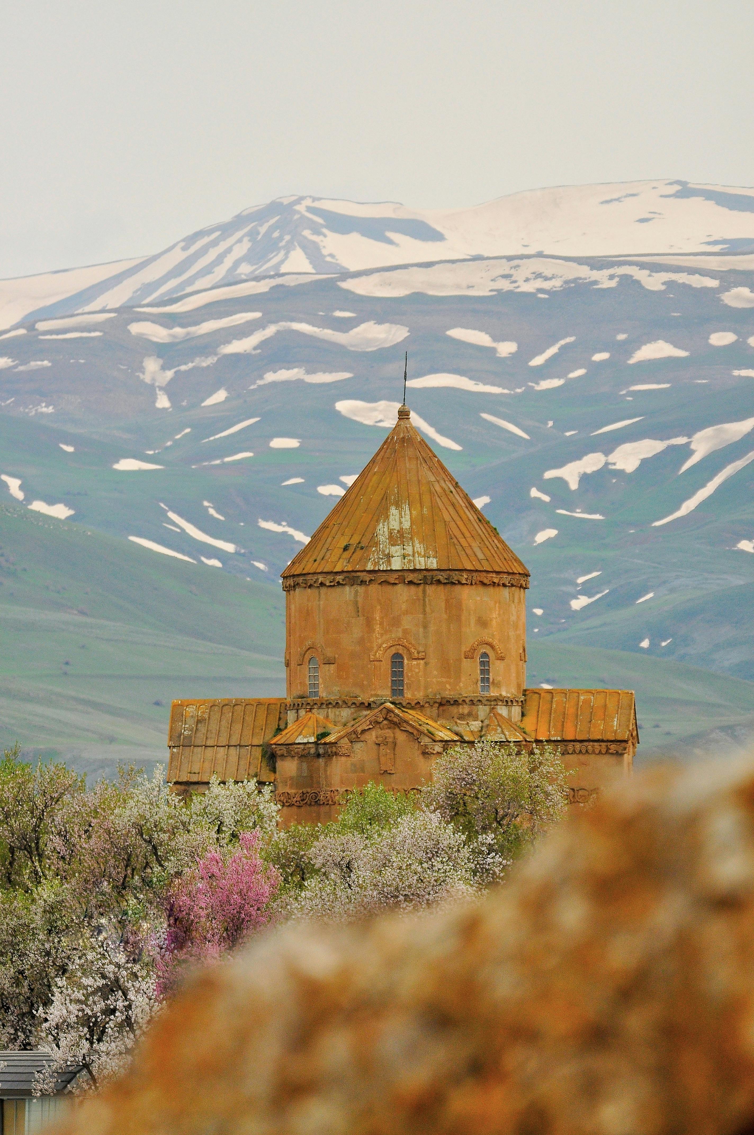 Akhtamar Island · Free Stock Photo