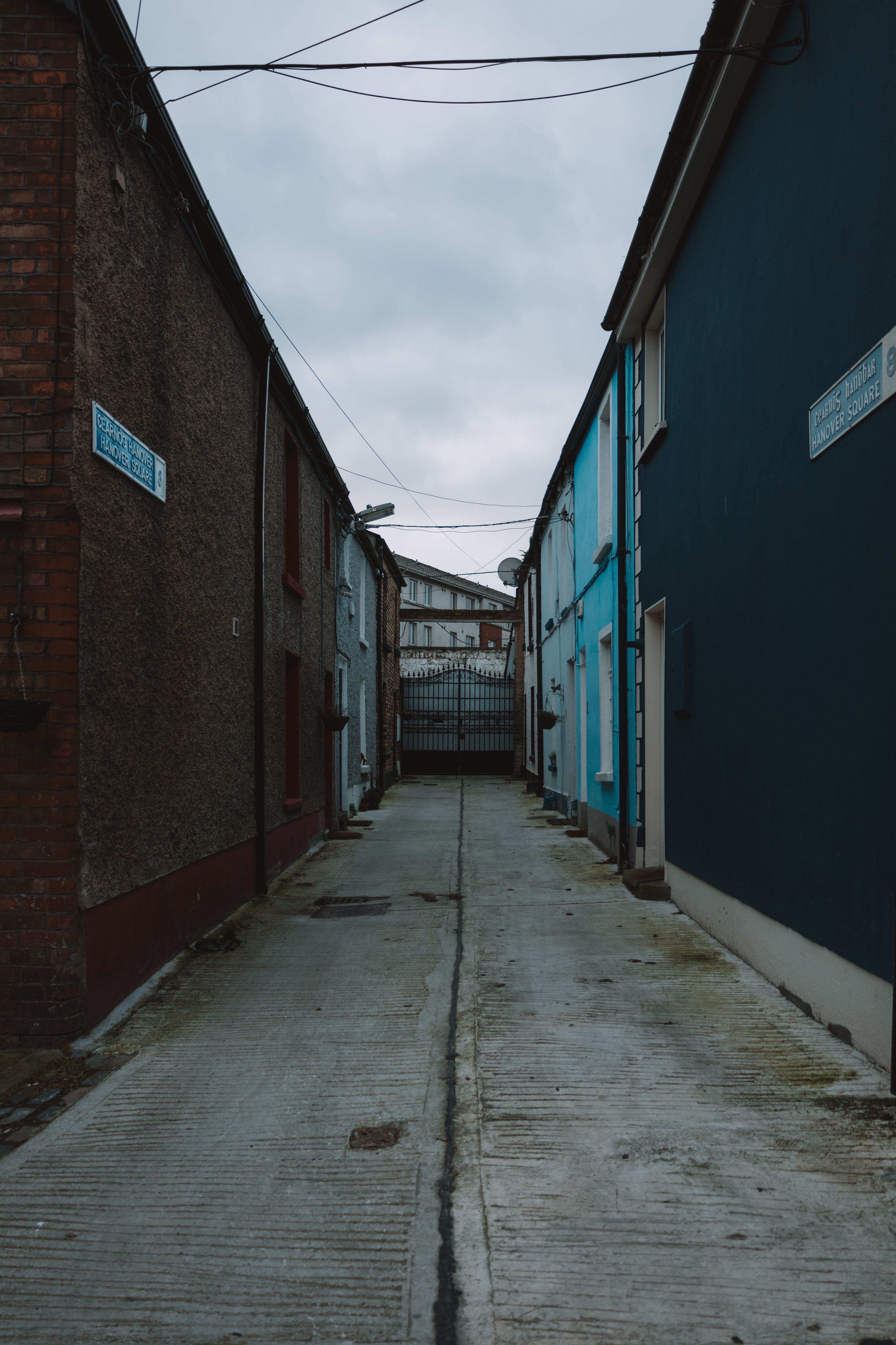 Alley Photos, Download The BEST Free Alley Stock Photos & HD Images