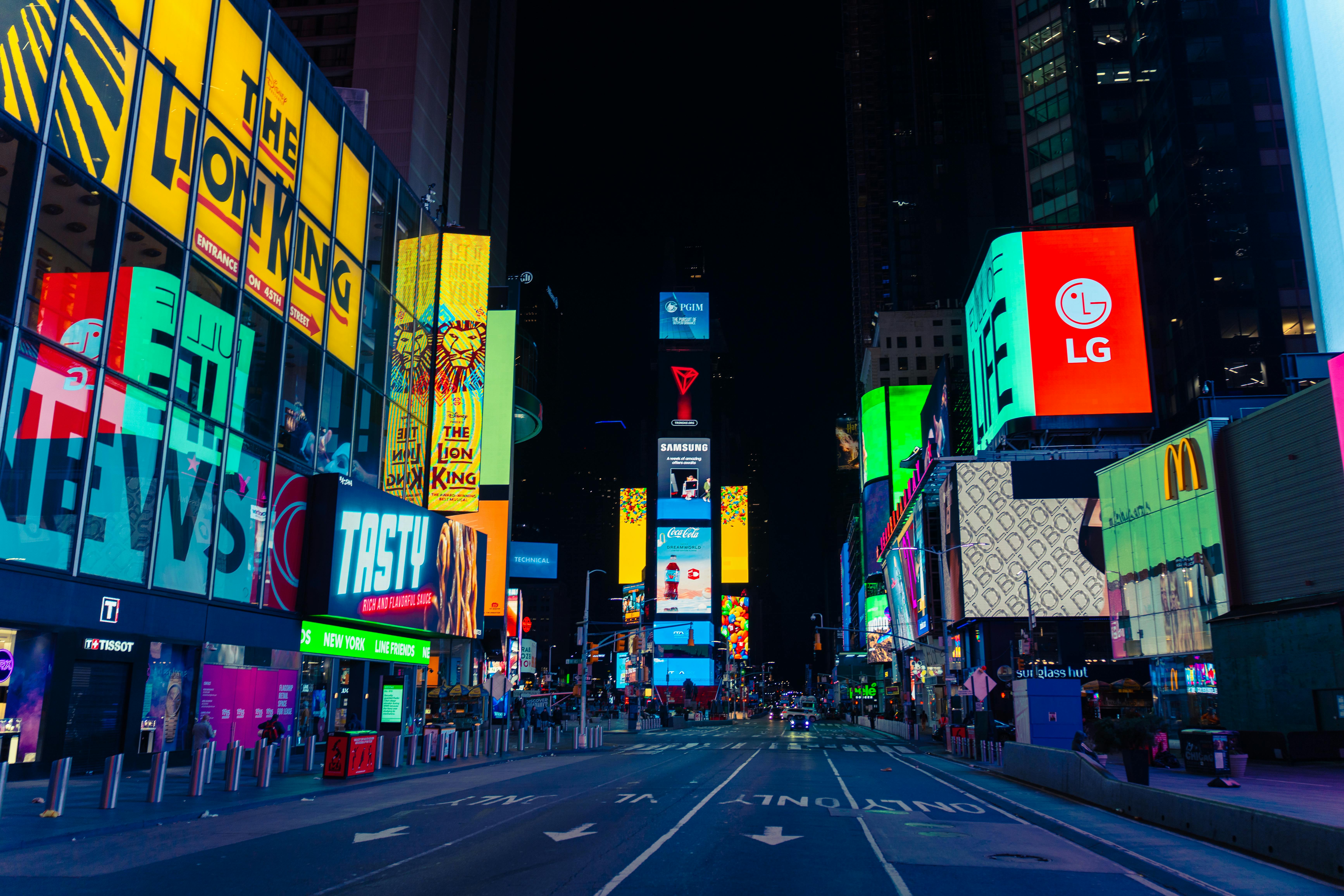 Times Square at Night · Free Stock Photo