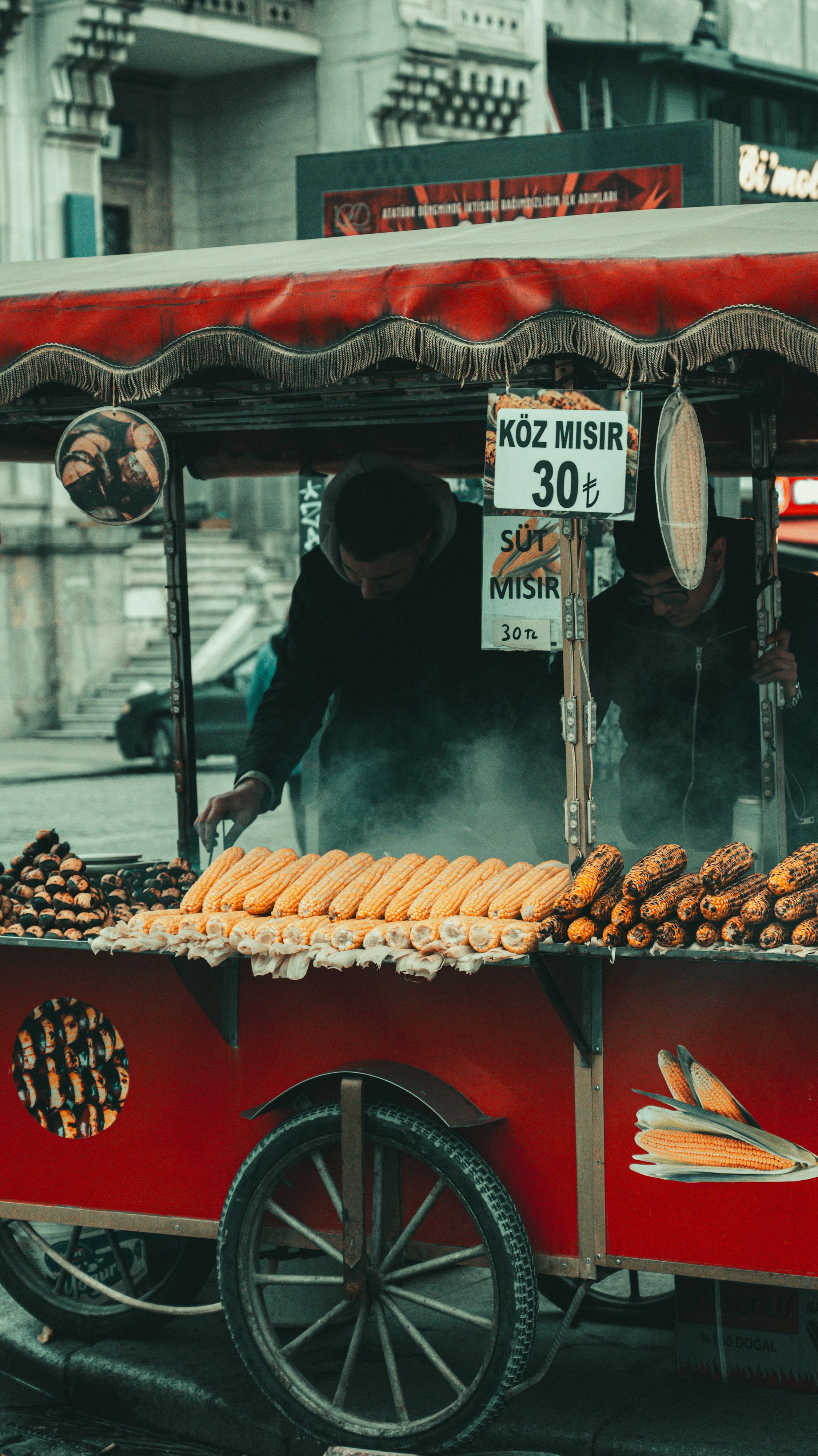 Food Stand with Roasted Corn in Turkey · Free Stock Photo