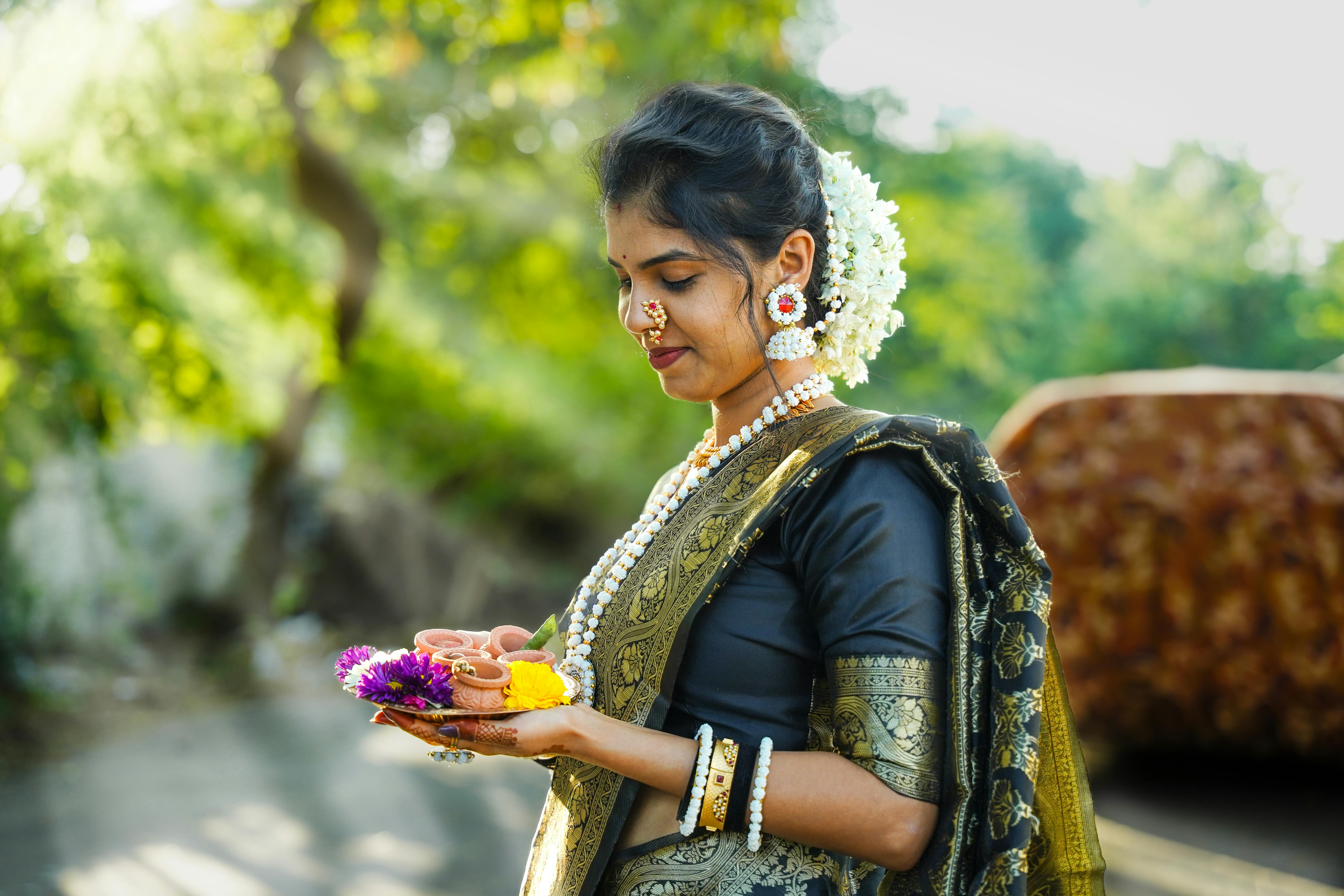 New Indian Bride Saree Photos, Download The BEST Free New Indian Bride ...