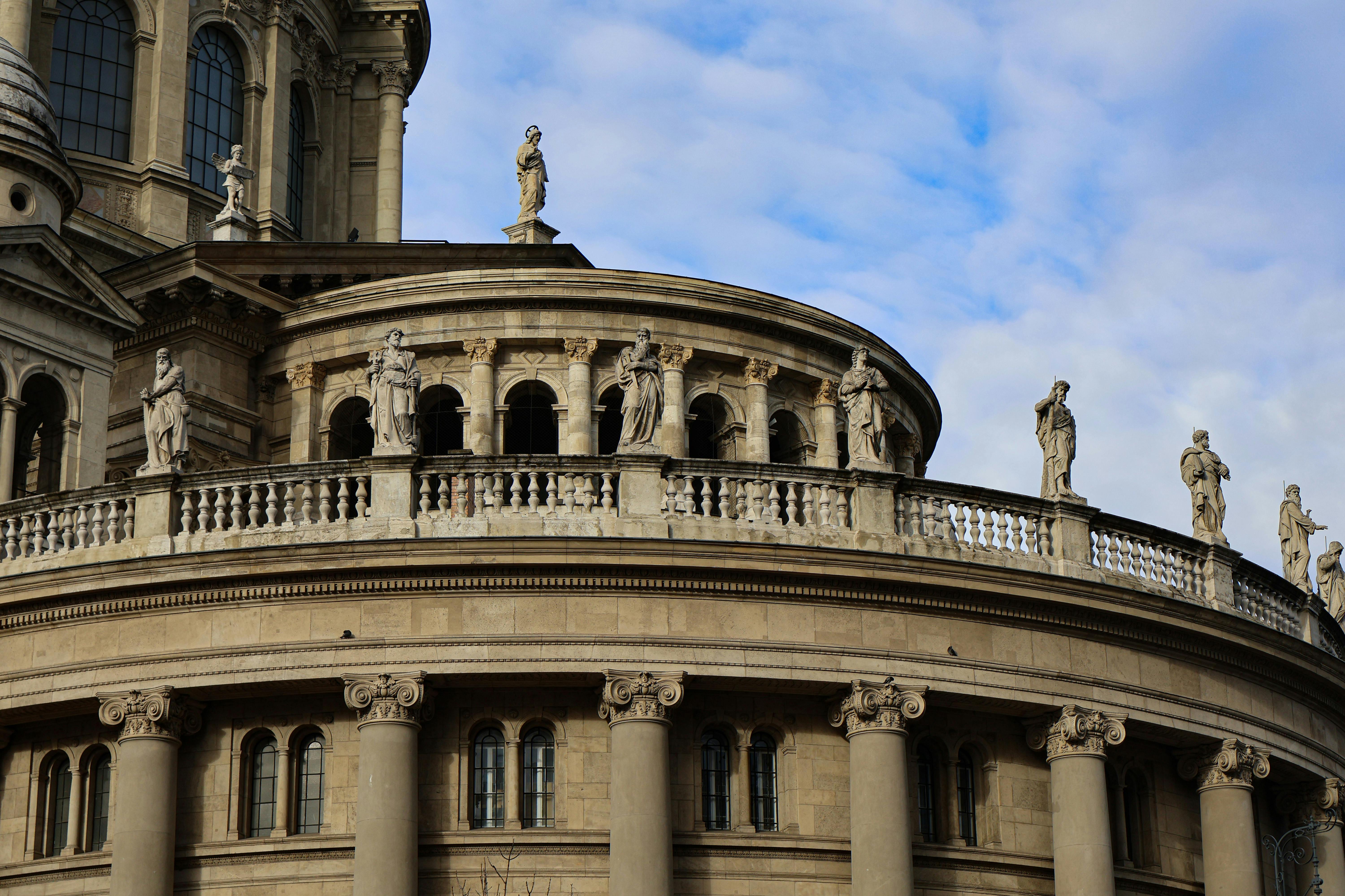Edificio Budapest · Free Stock Photo